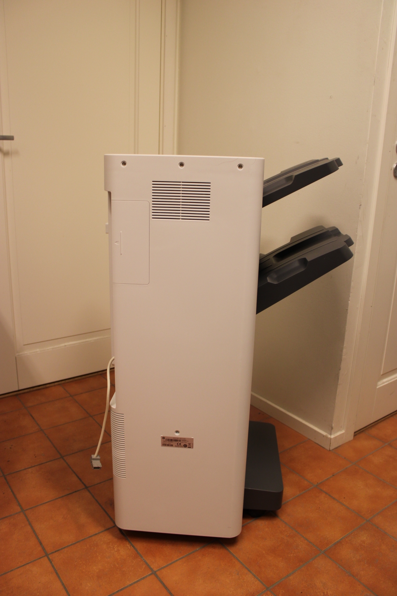 HP LaserJet Finisher (Extra pappersfack) #1 - Auktioner online ...