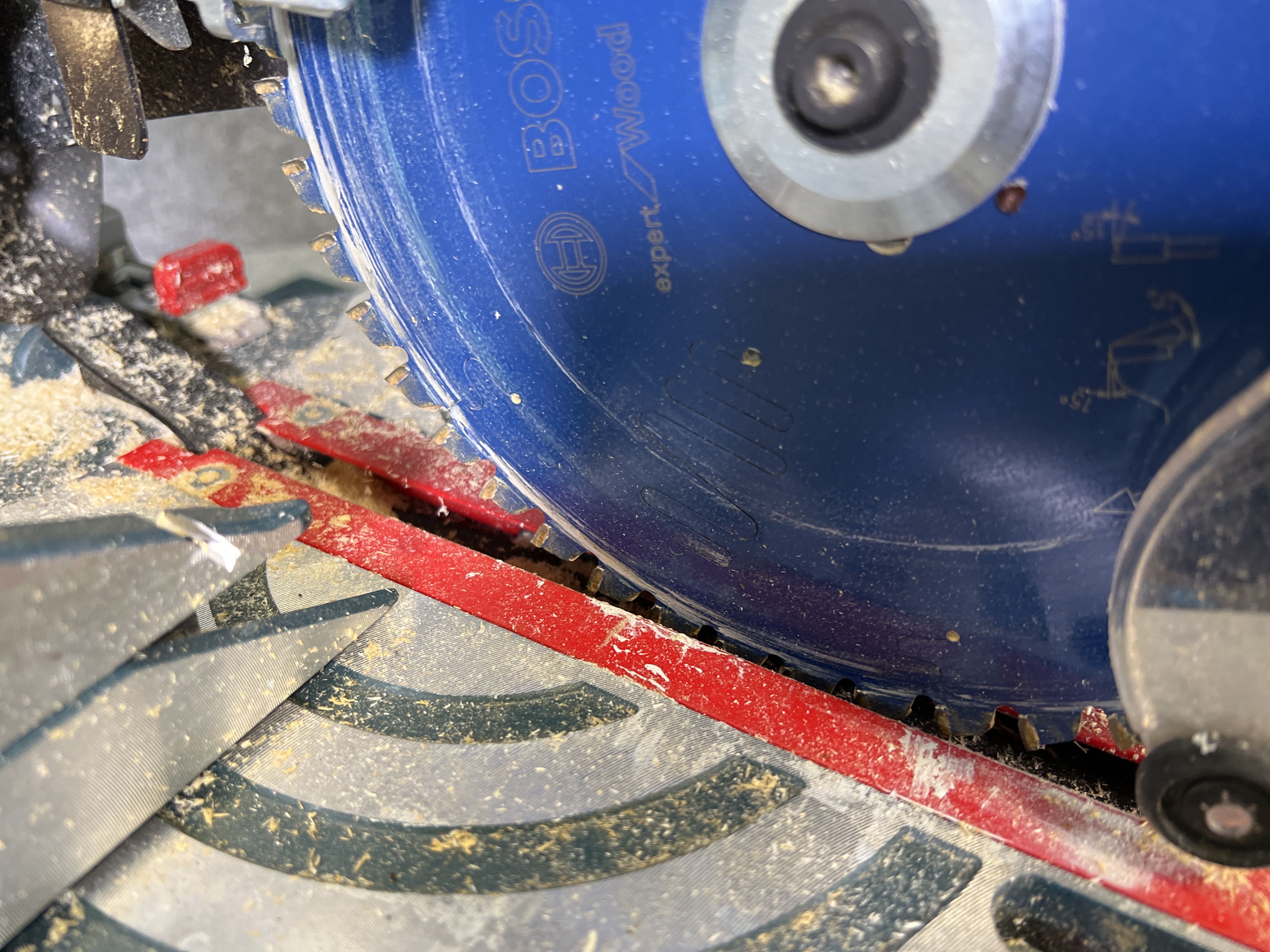 Bosch Kap/Ger saw GCM 8 SDE - PS Auction - We value the future ...