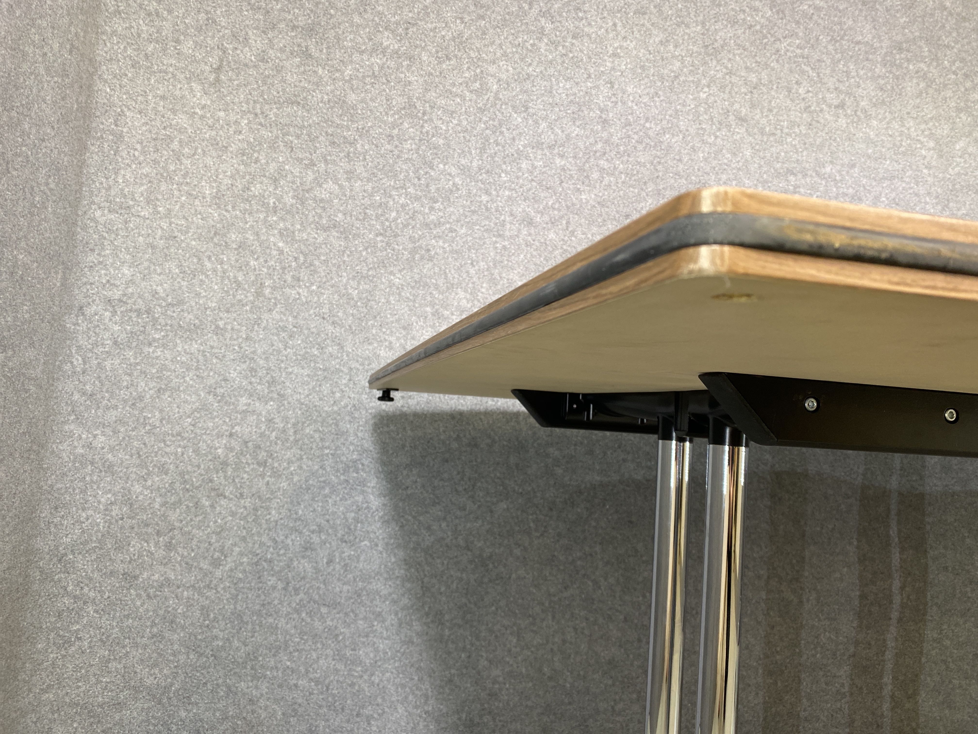 Conference / work table on wheels, Wilkhahn, Logon, 620/00 - PS Auction ...