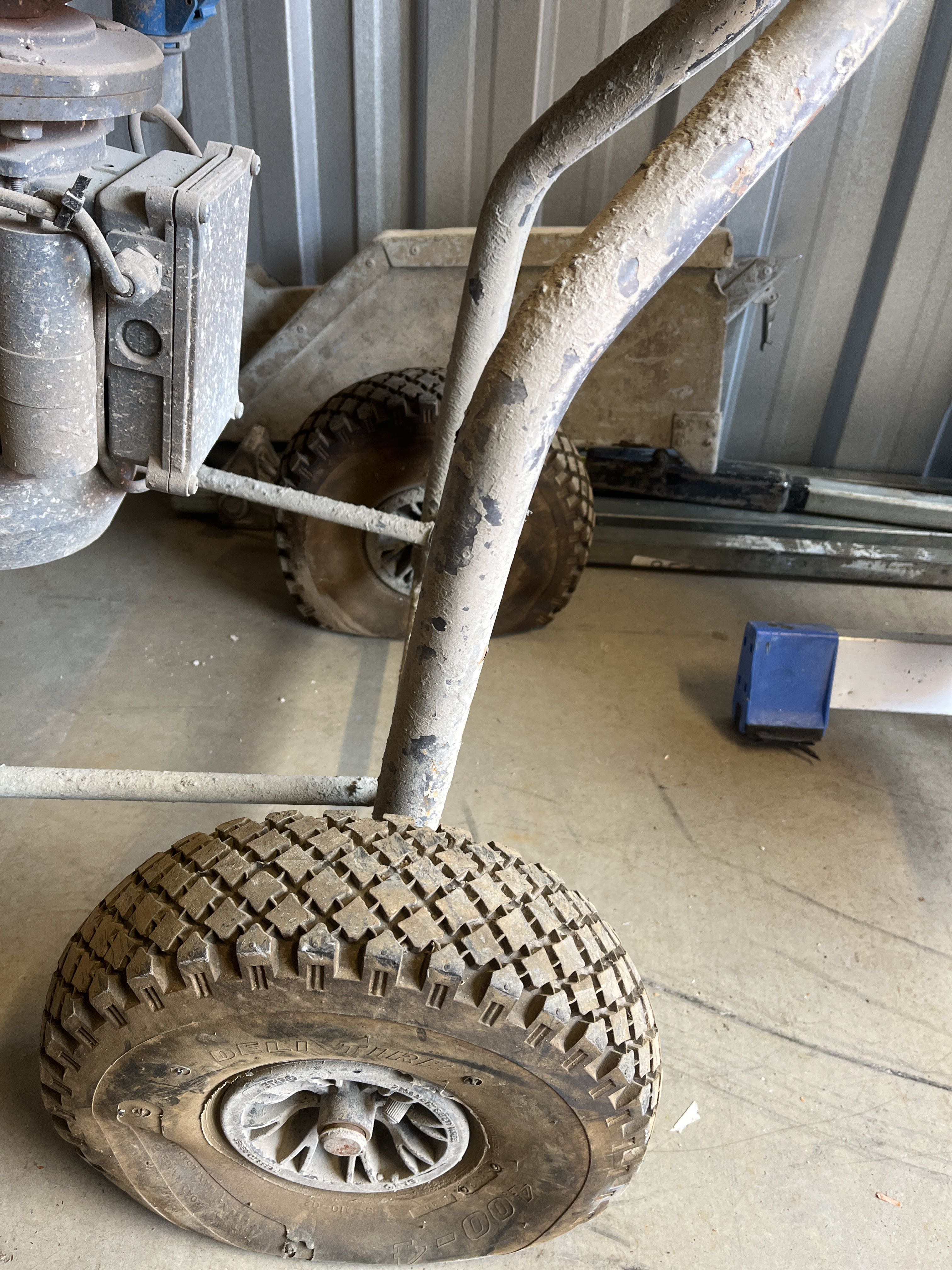 Floating putty mixer Baron - PS Auction - We value the future - Largest ...