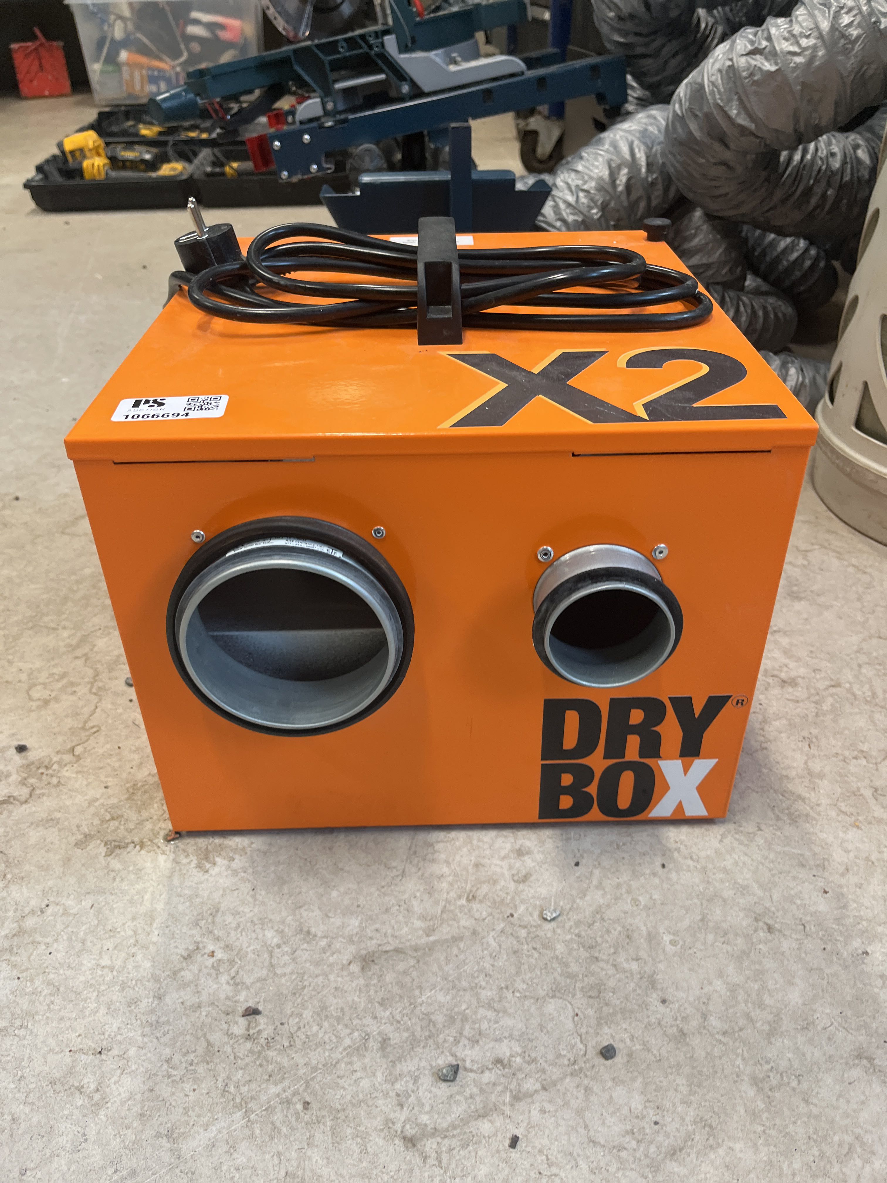 Dry Box X2 inkl slang - Auktioner online - Nätauktioner ...