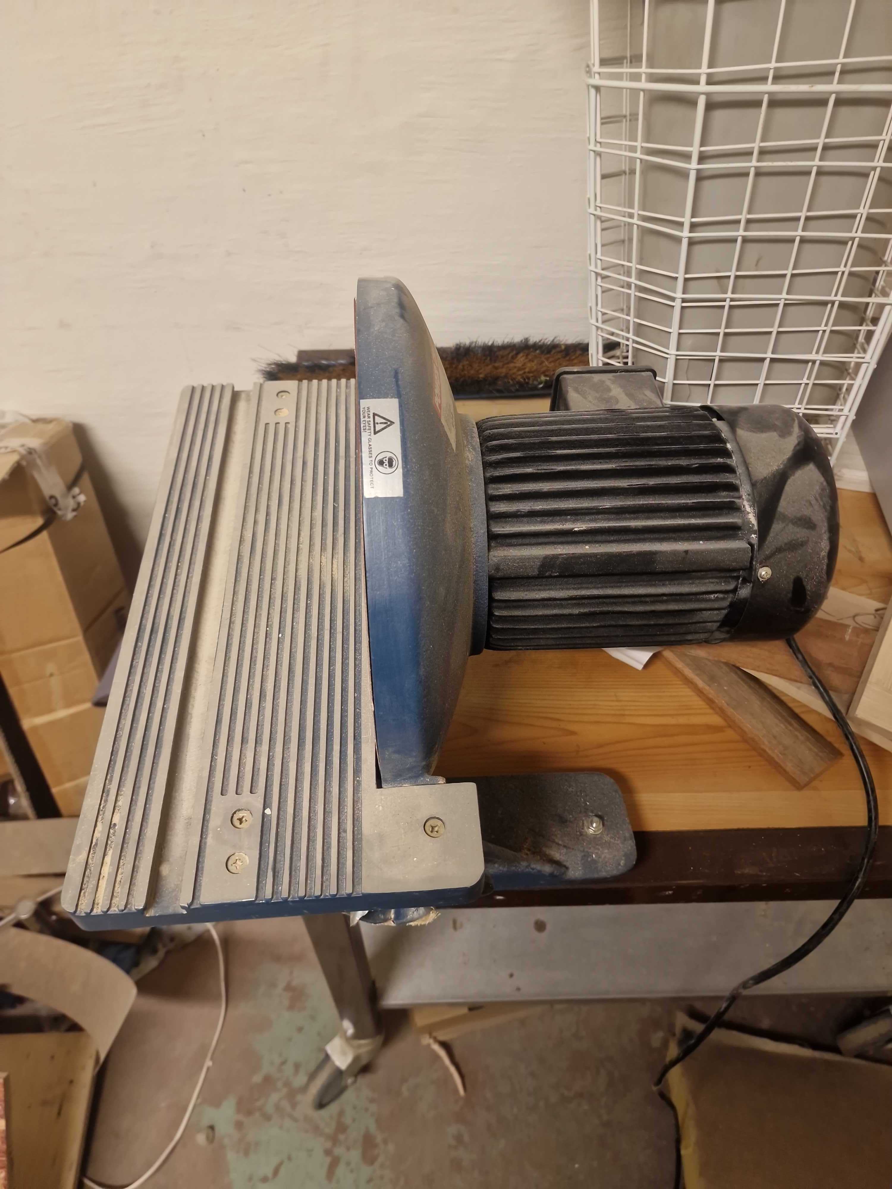 Cleaning trolleys 2 pcs, plane sander, work table on wheels - PS ...