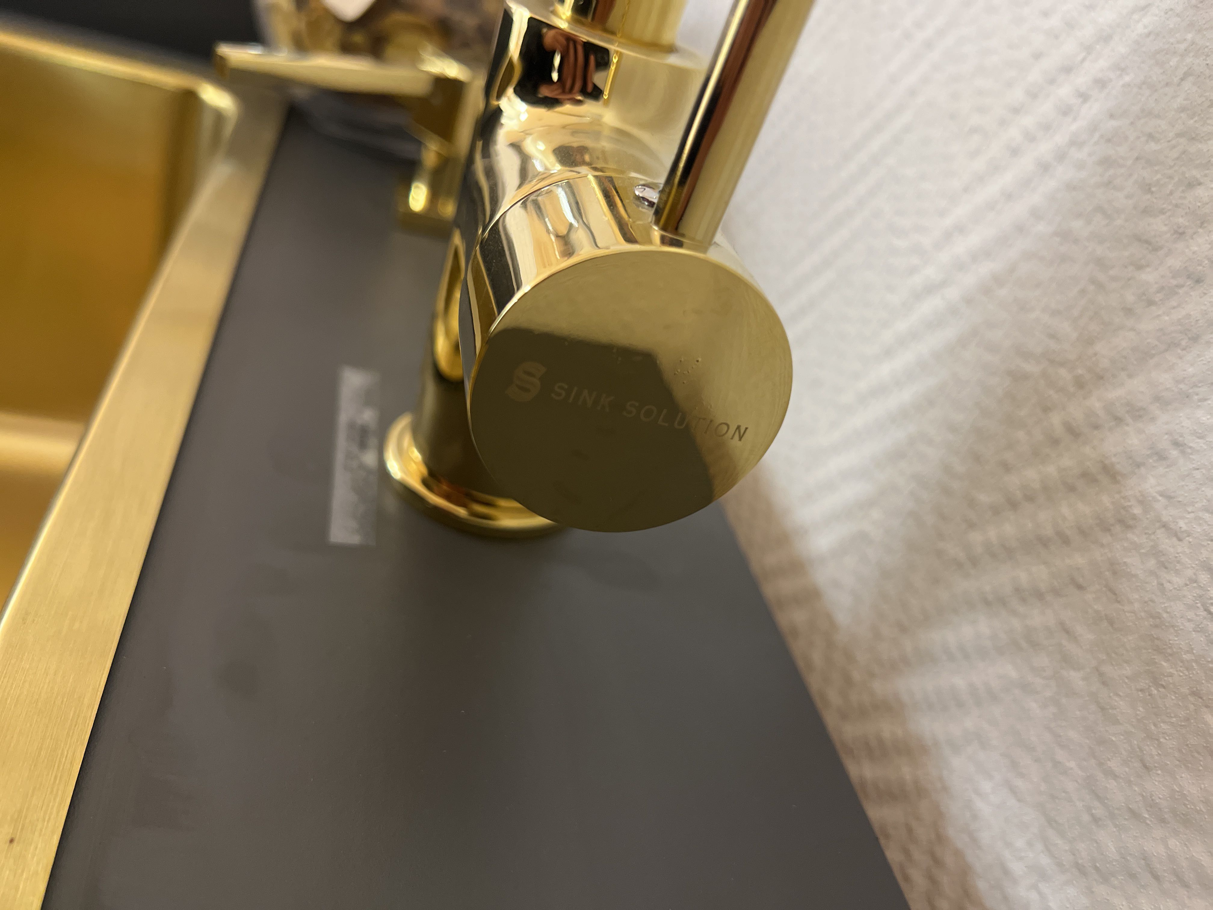 Kommod med diskho och blandare - SinkSolution - Auktioner online ...