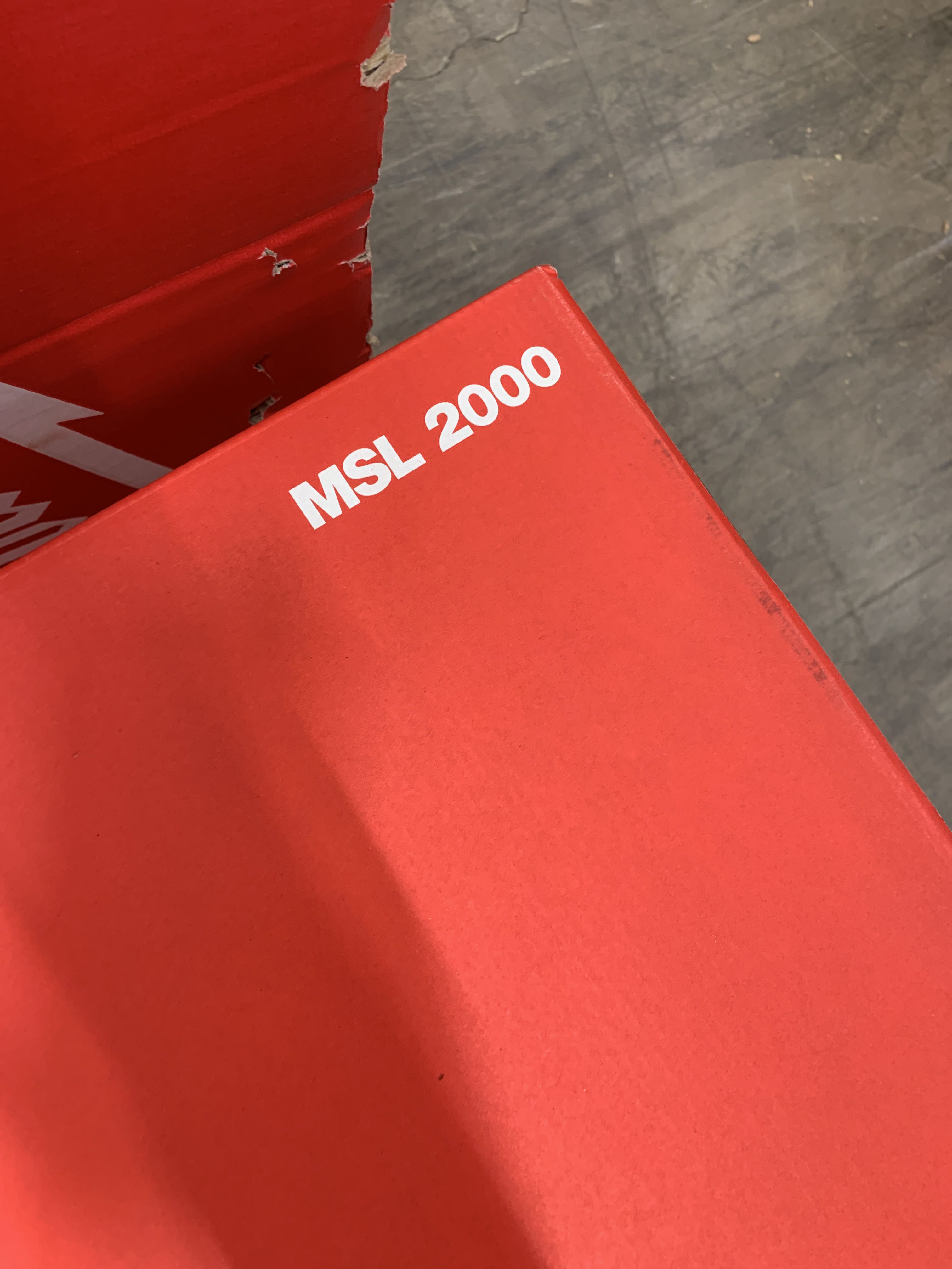 Arbetsbord Milwaukee MSL 2000 - Auktioner online - Nätauktioner & Konkursauktioner | PS Auction