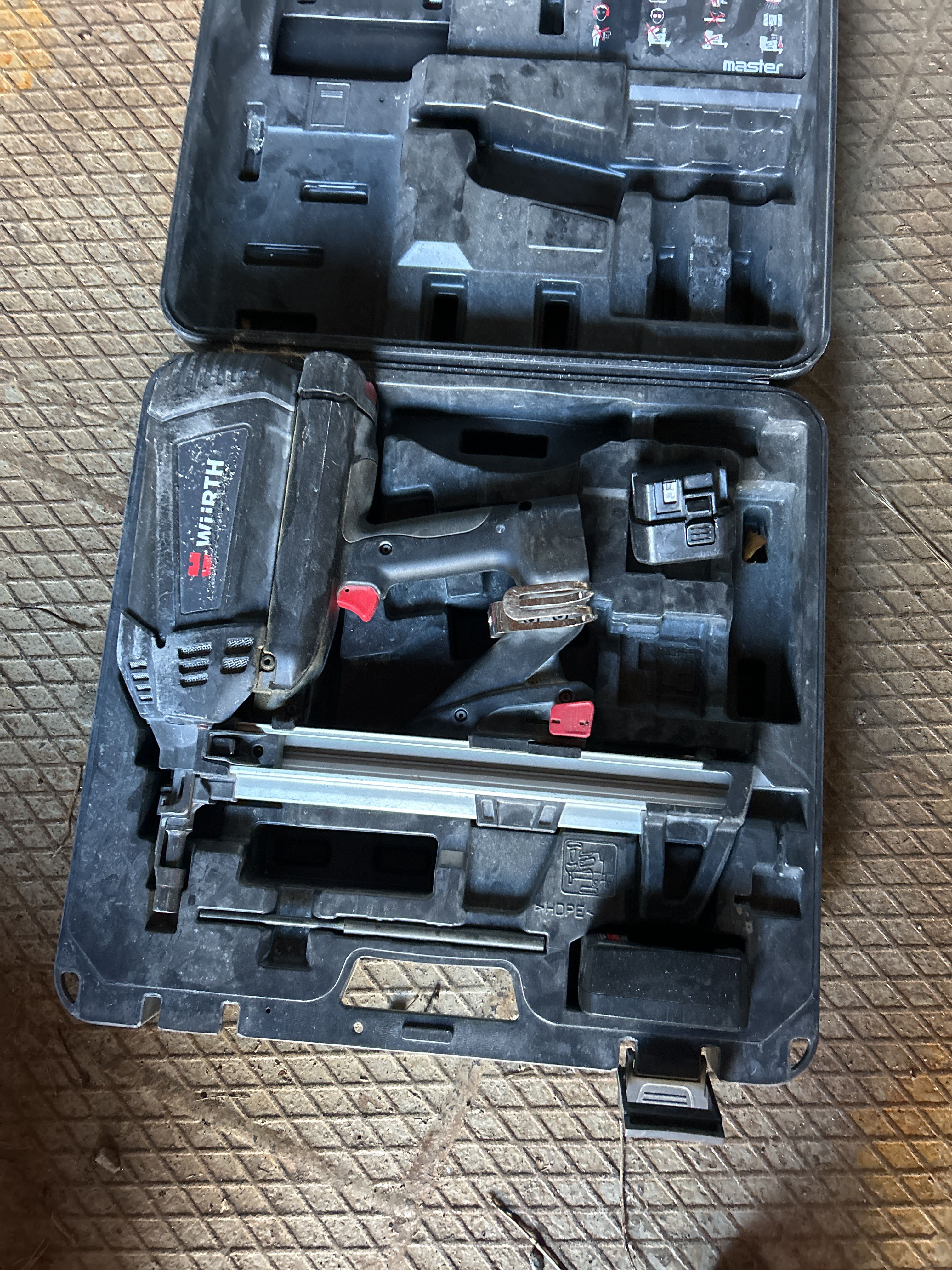 Gas powered bolt gun - Würth DIGA CS-2 POWER - PS Auction - We value ...