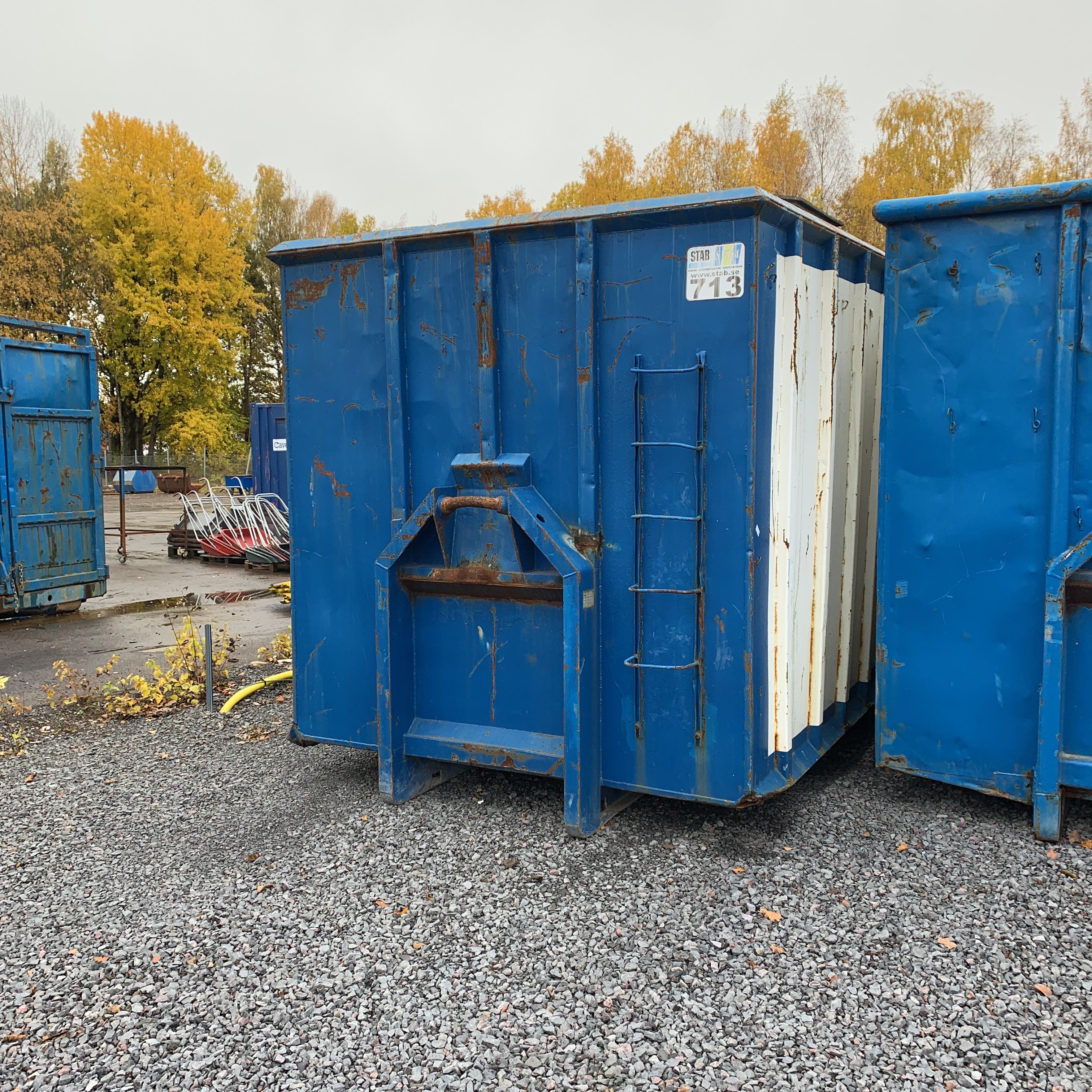 Avfallscontainer för lastväxlare 35 m³ - Auktioner online ...
