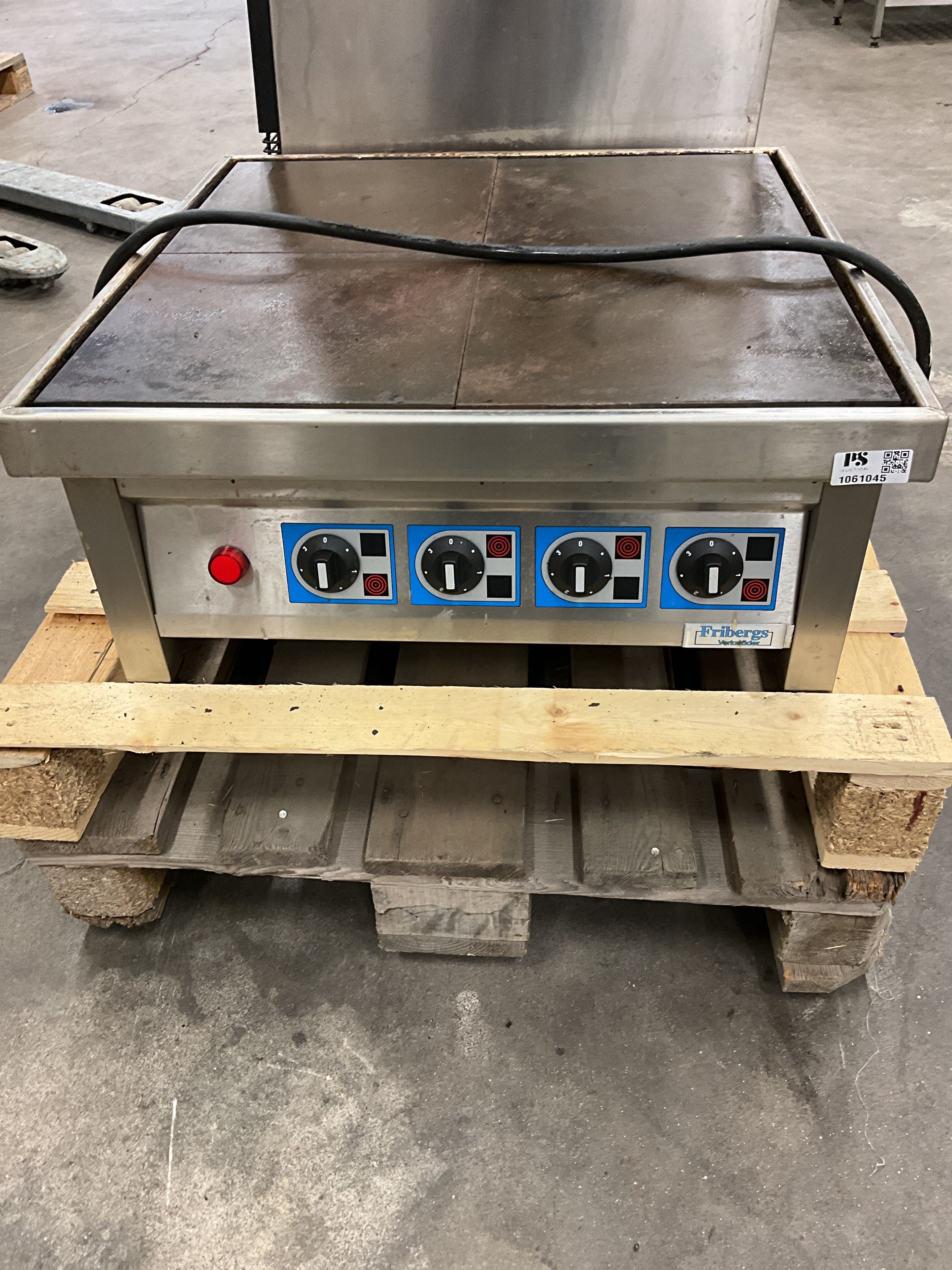 Spis Friberg 4 plattor -2023 - Auktioner online - Nätauktioner ...