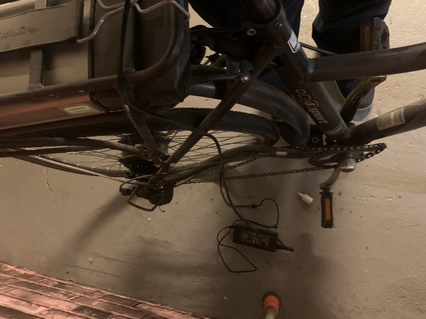 El-cykel och el-sparkcykel, reparationsobjekt - Auktioner online ...