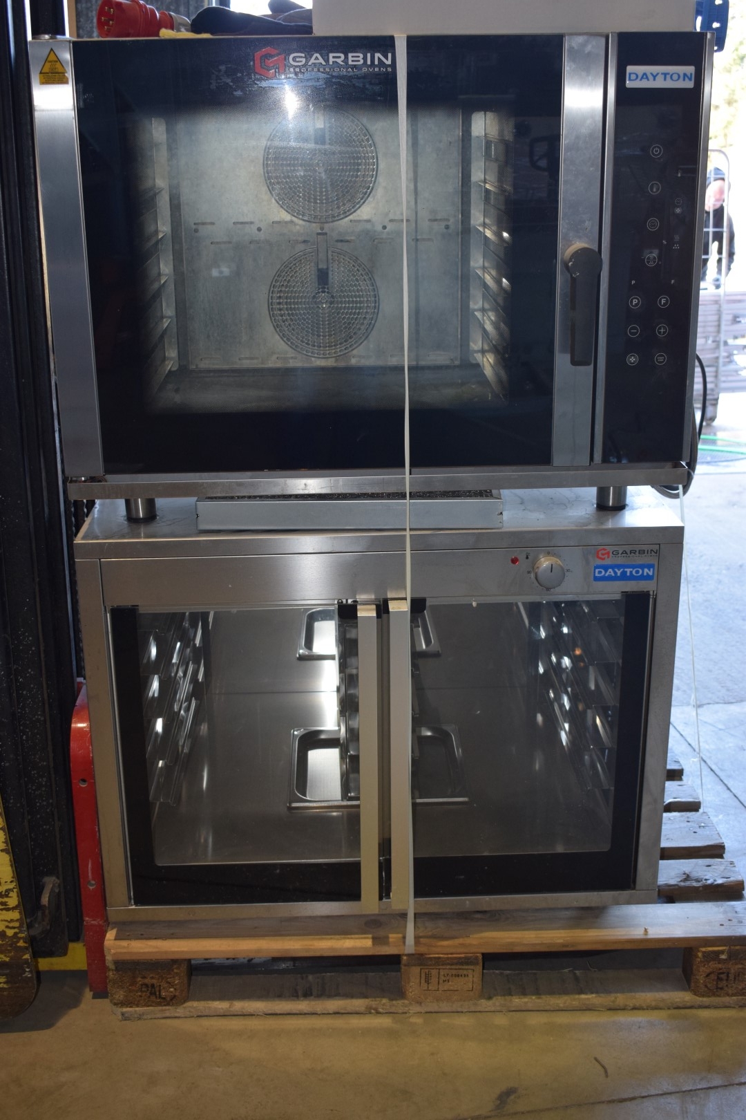 Garbin oven and cupboard - PS Auction - We value the future - Largest ...
