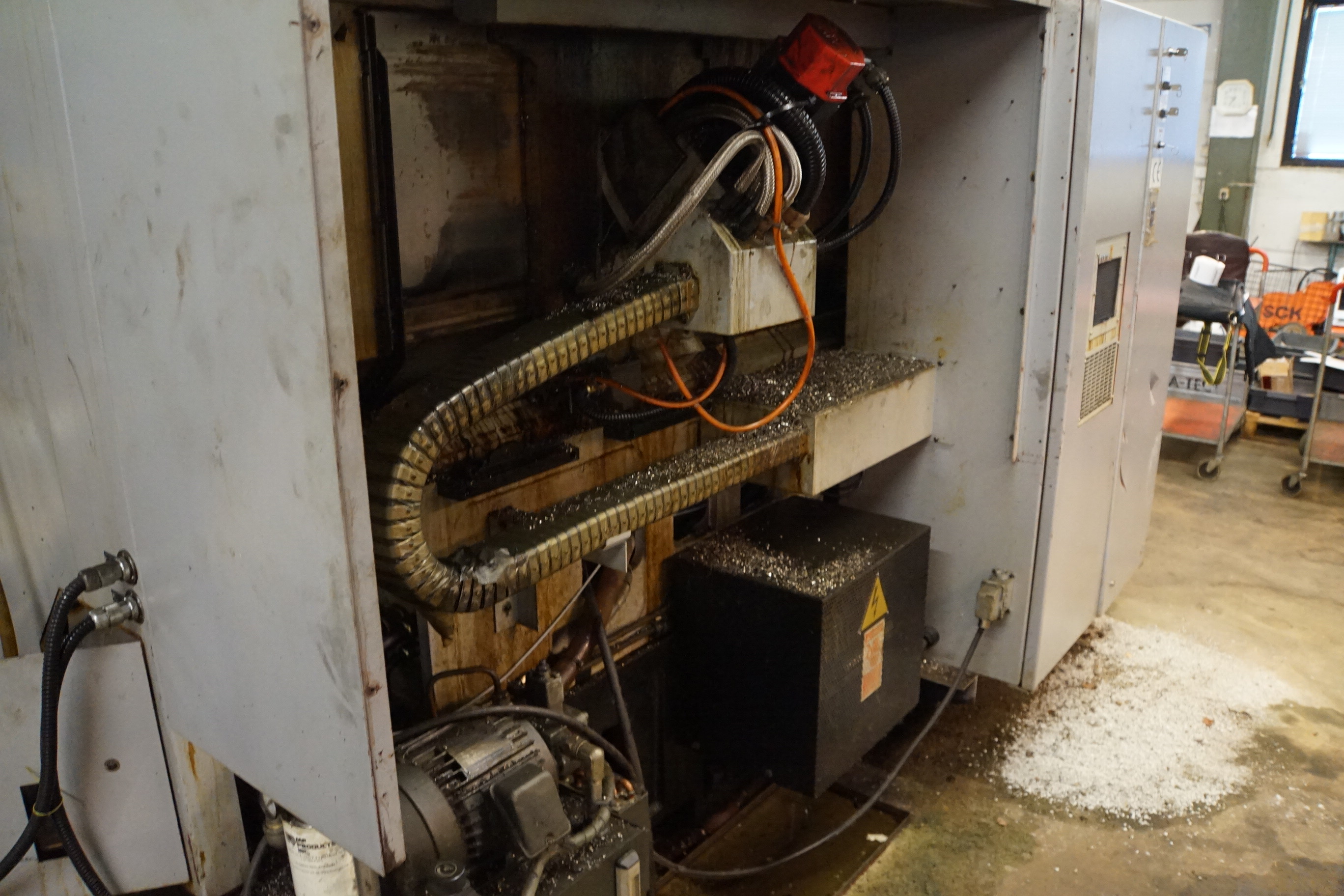 CNC Lathe Johnford TC-20 + Multipurpose Johnford VMC 550 - PS Auction ...