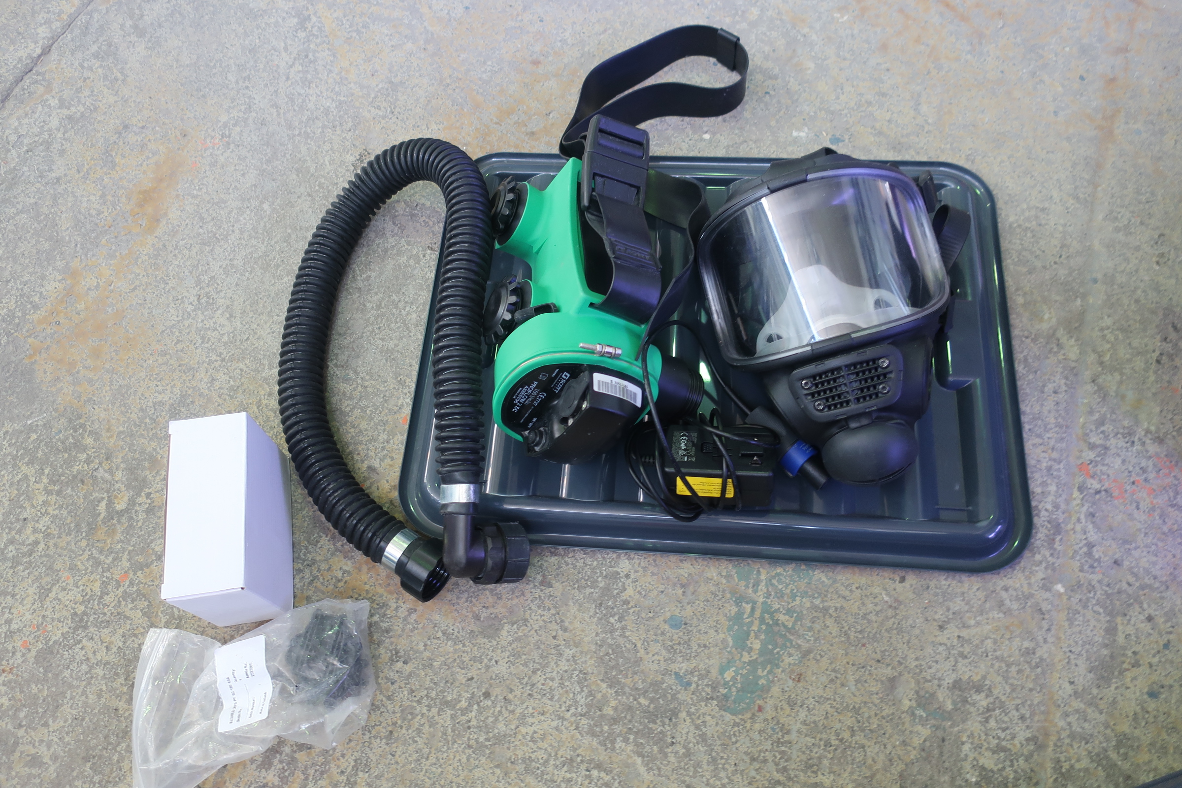 Fresh air mask, Scott Proflow - PS Auction - We value the future ...