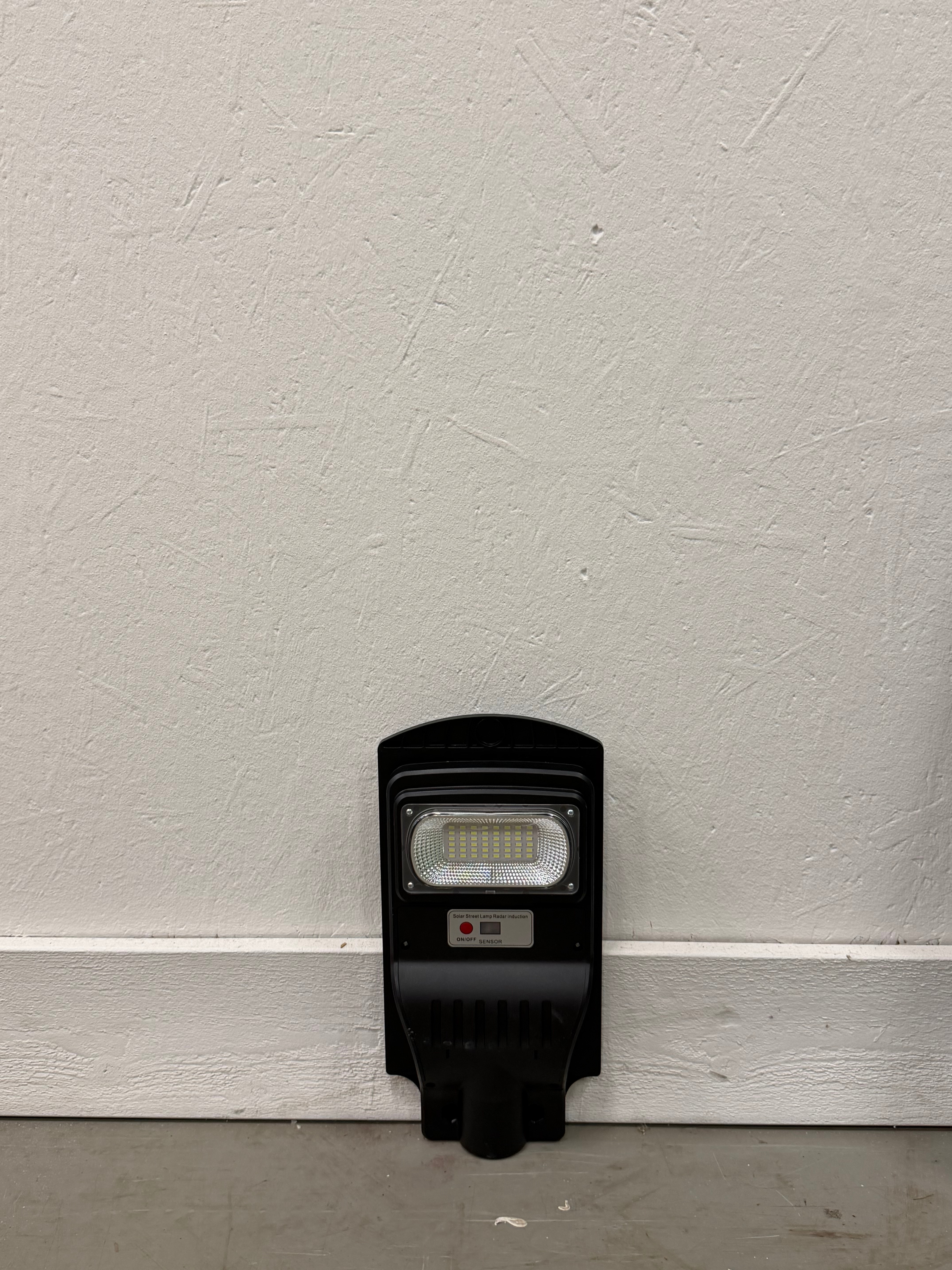 Solar-powered LED street light 50W with sensor & remote control - Free ...