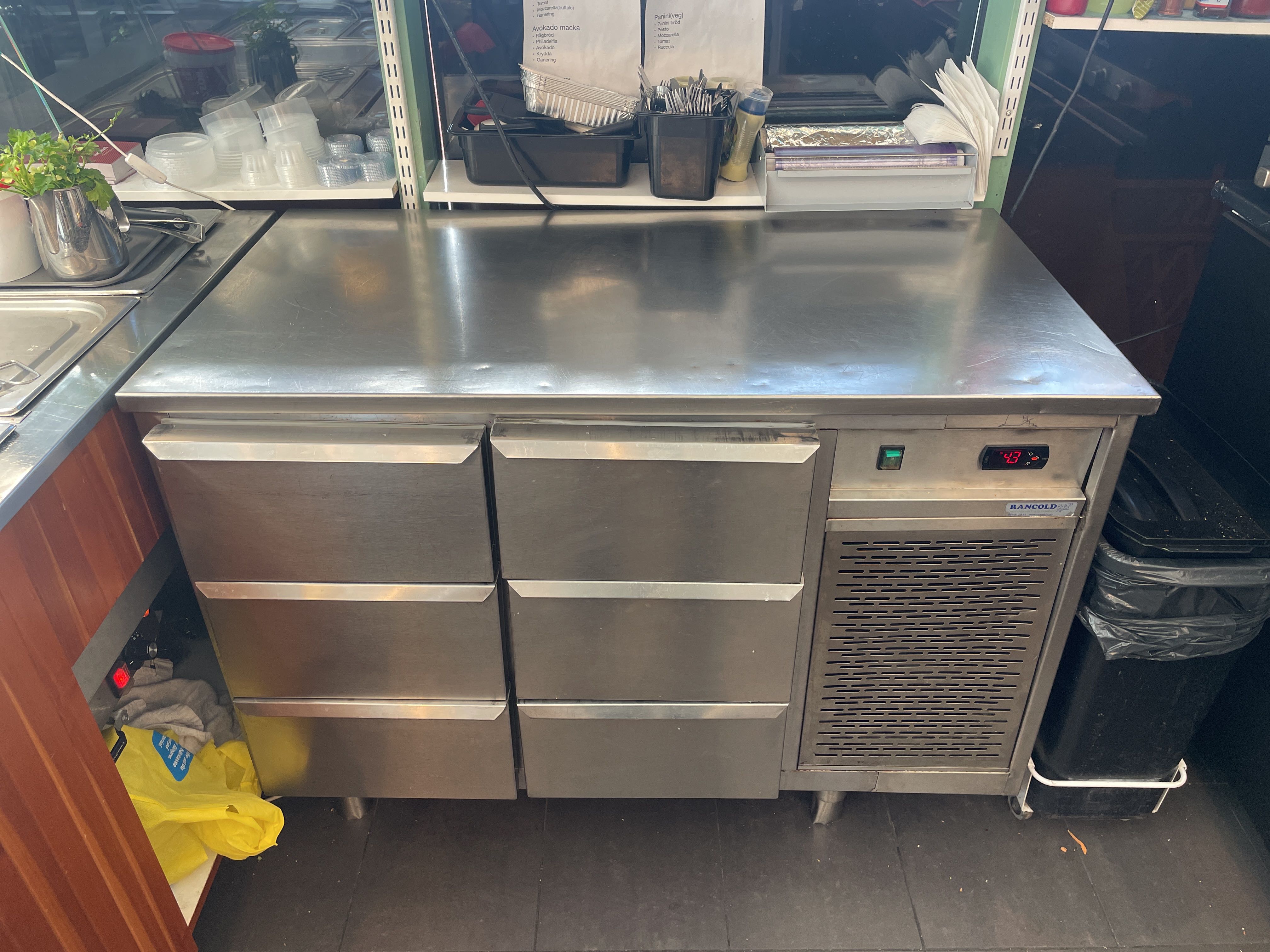 Cooler bench Rancold, 6 drawers - PS Auction - We value the future ...