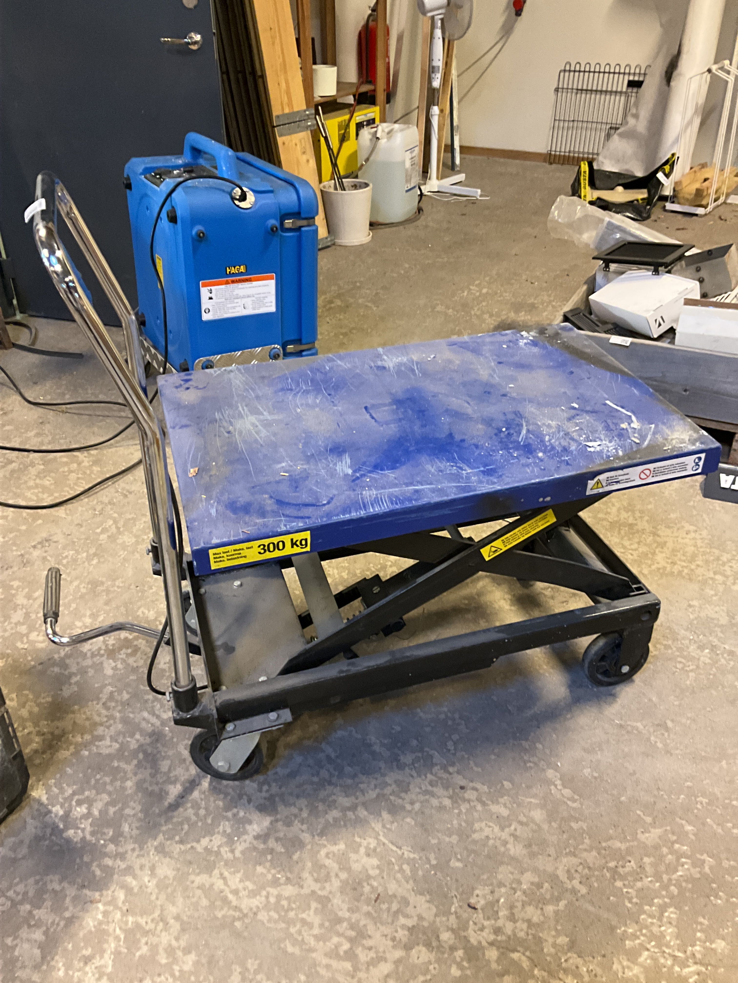 Lifting trolley - PS Auction - We value the future - Largest in net ...