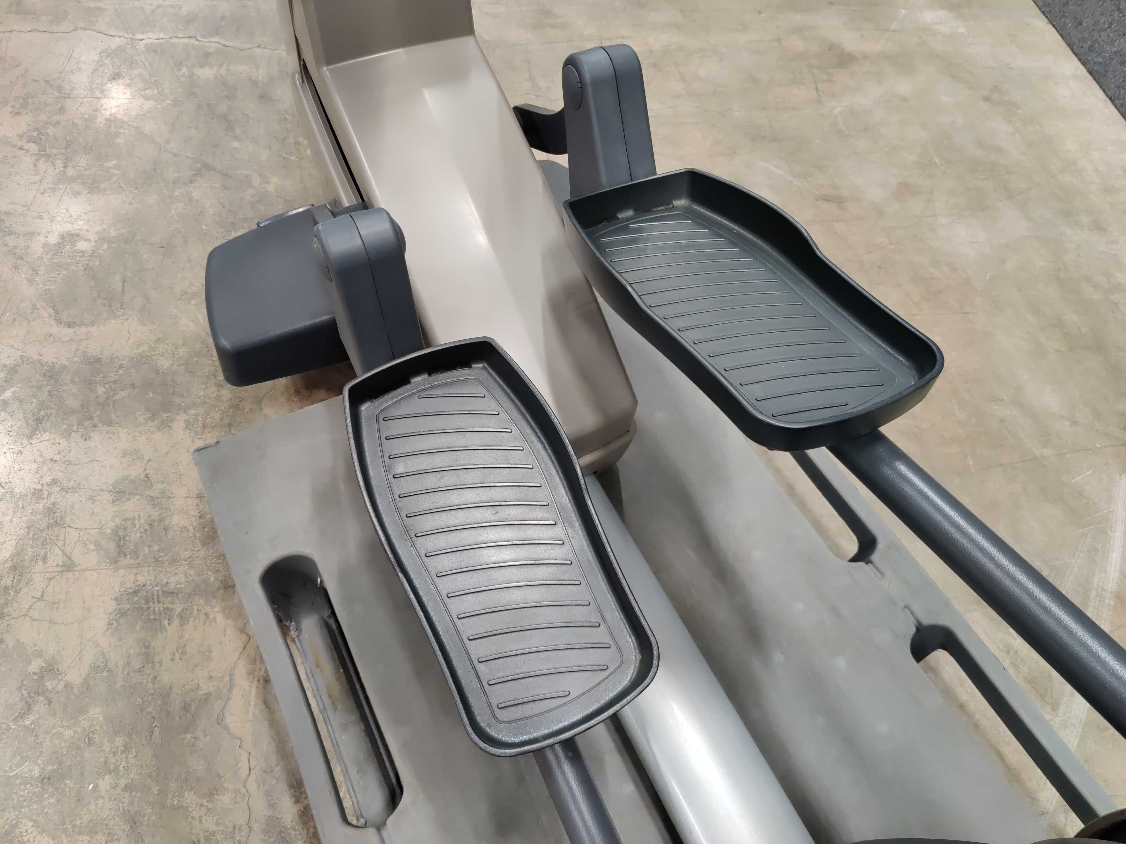 Crosstrainer Excite Synchro EXC 500 SP, Technogym - Auktioner online ...