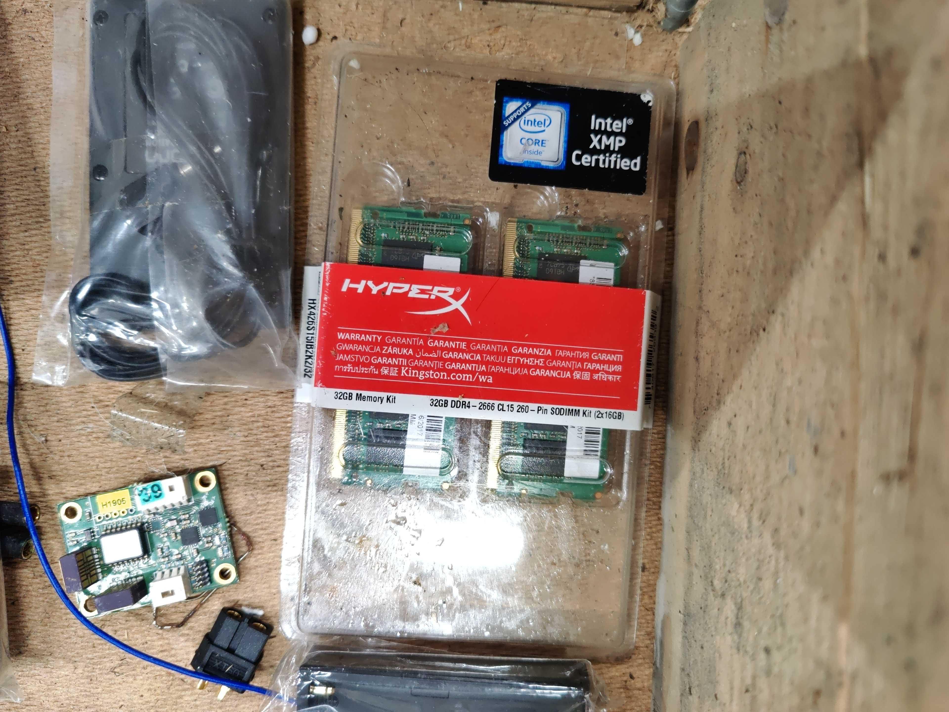 Equipment, spare parts and accessories for drones - PS Auction - We ...