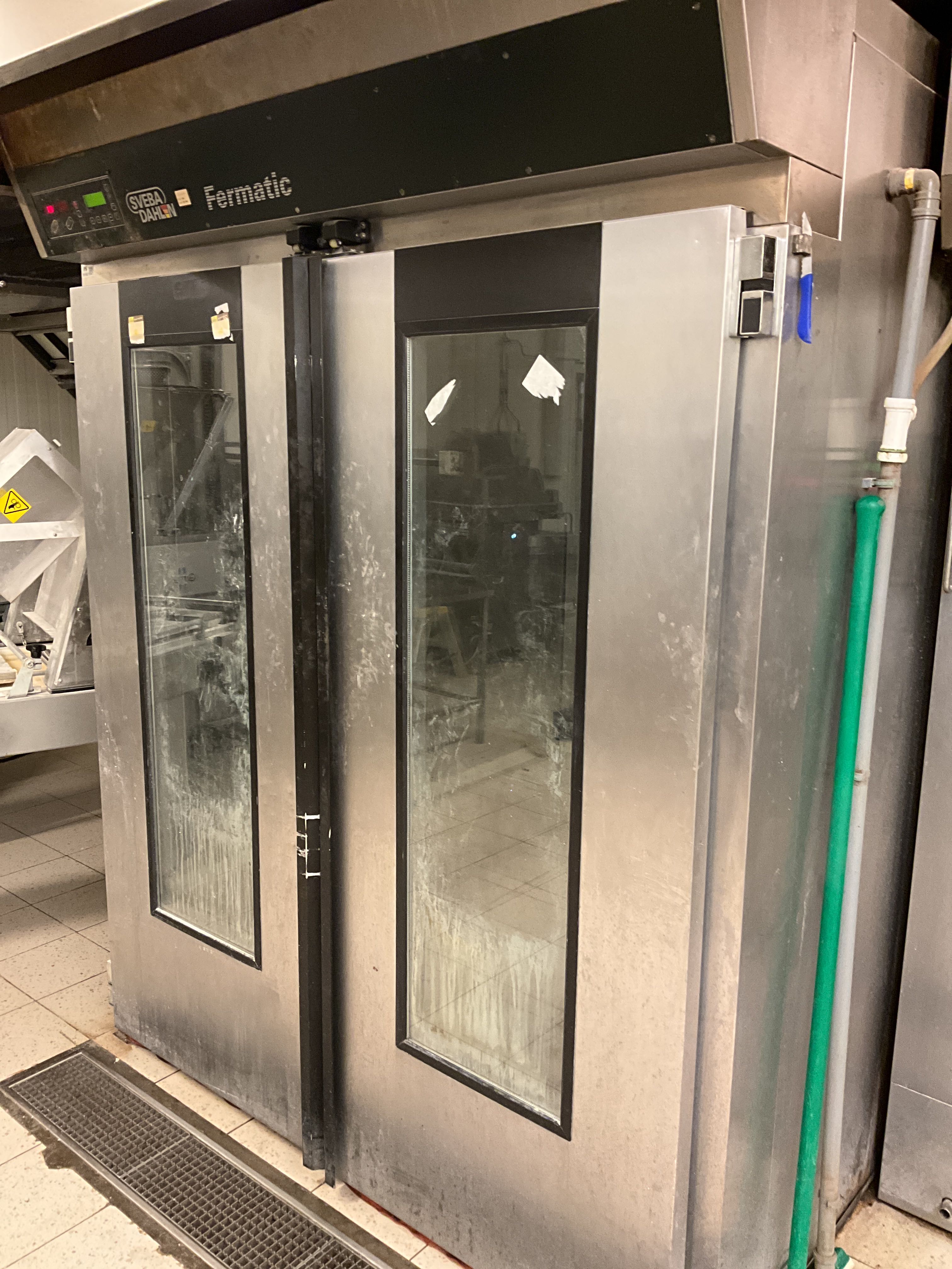 Jässkåp Sveba Dahlen Fermatic, - Auktioner online - Nätauktioner ...