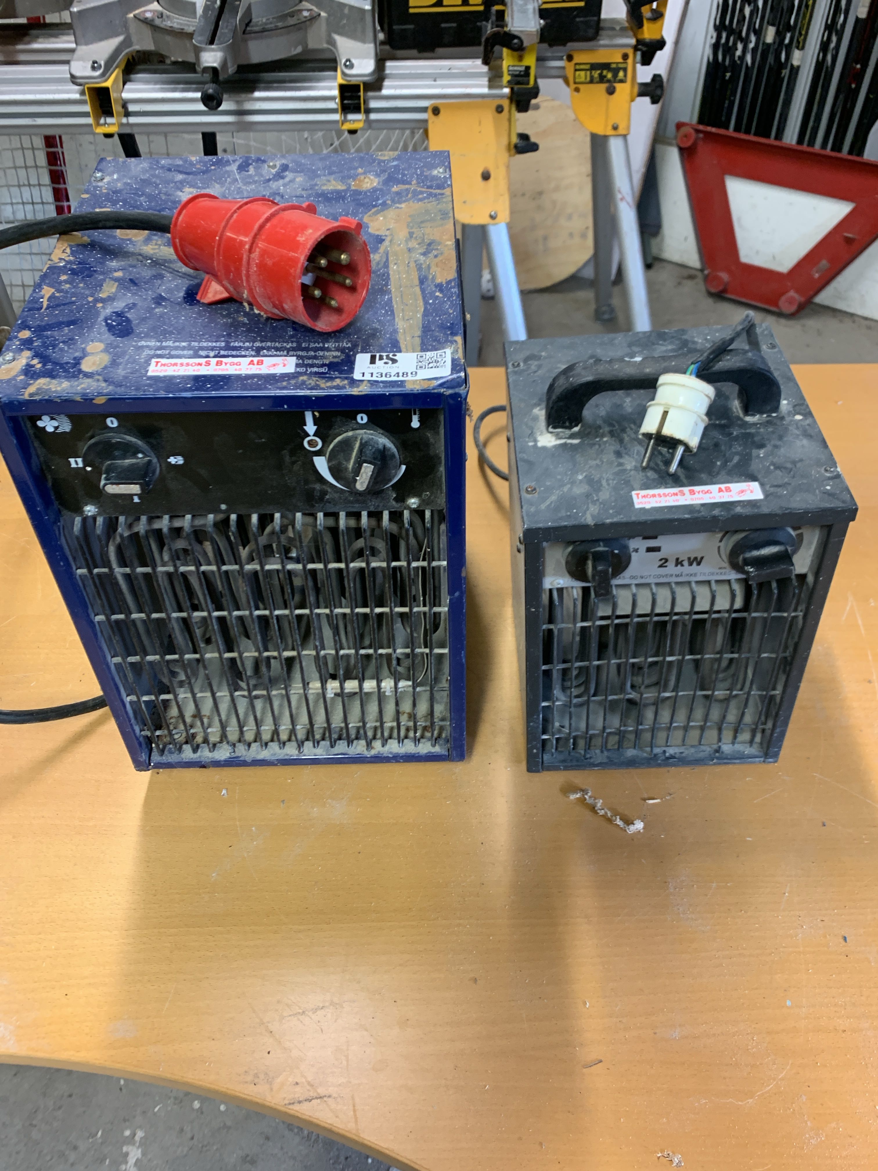 Two construction fans - PS Auction - We value the future - Largest in ...