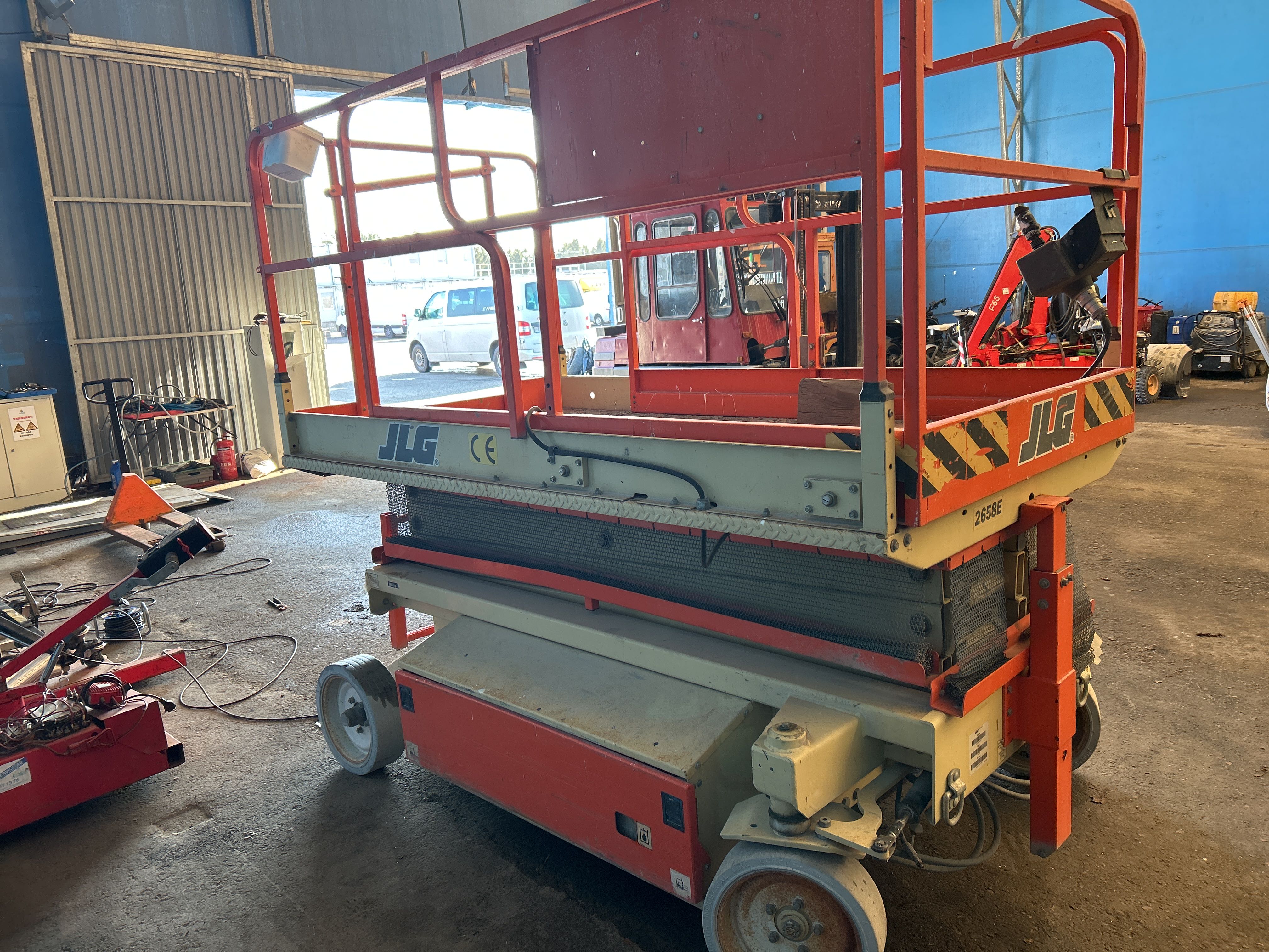 Saxlift - JLG 2658E, -1998 - Auktioner online - Nätauktioner ...