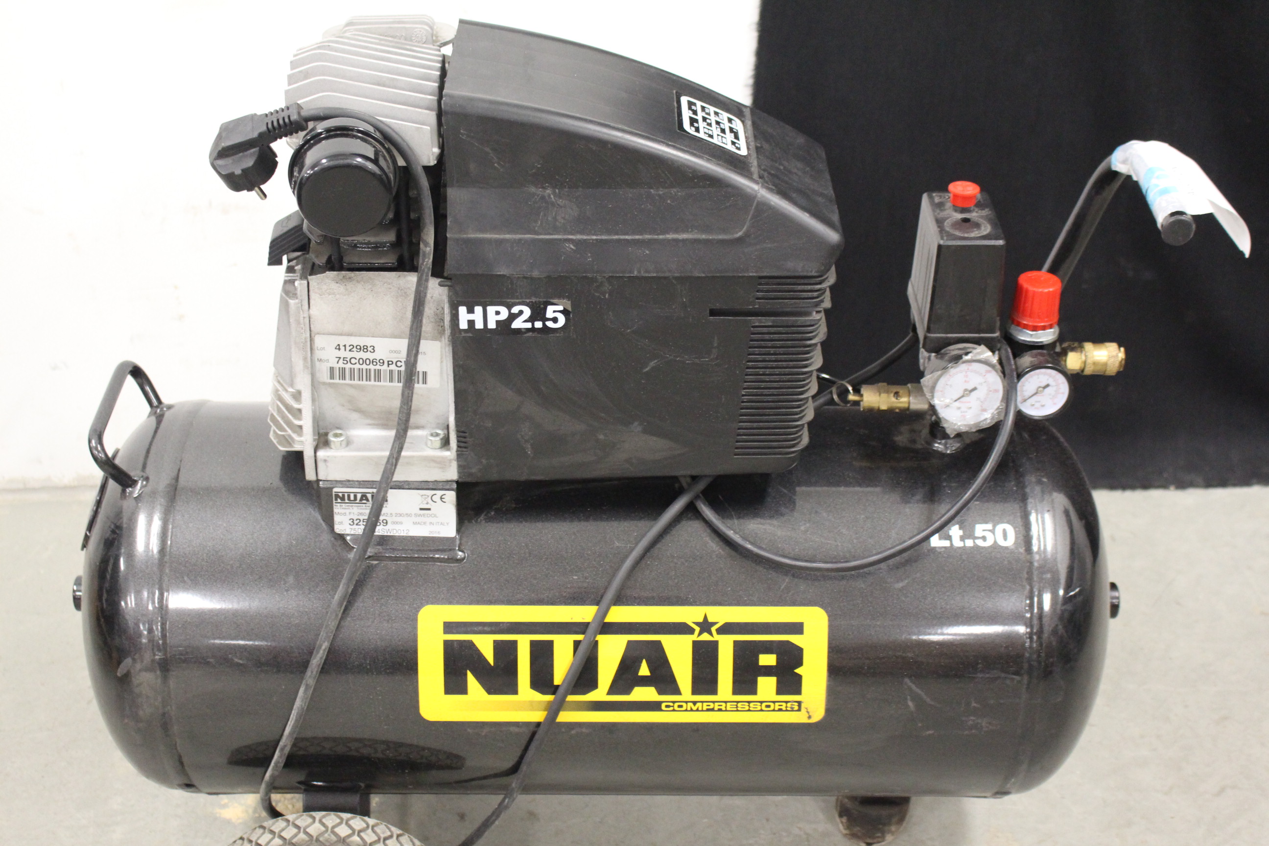 NuAir Compressor 2.5 HP - PS Auction - We value the future - Largest in ...