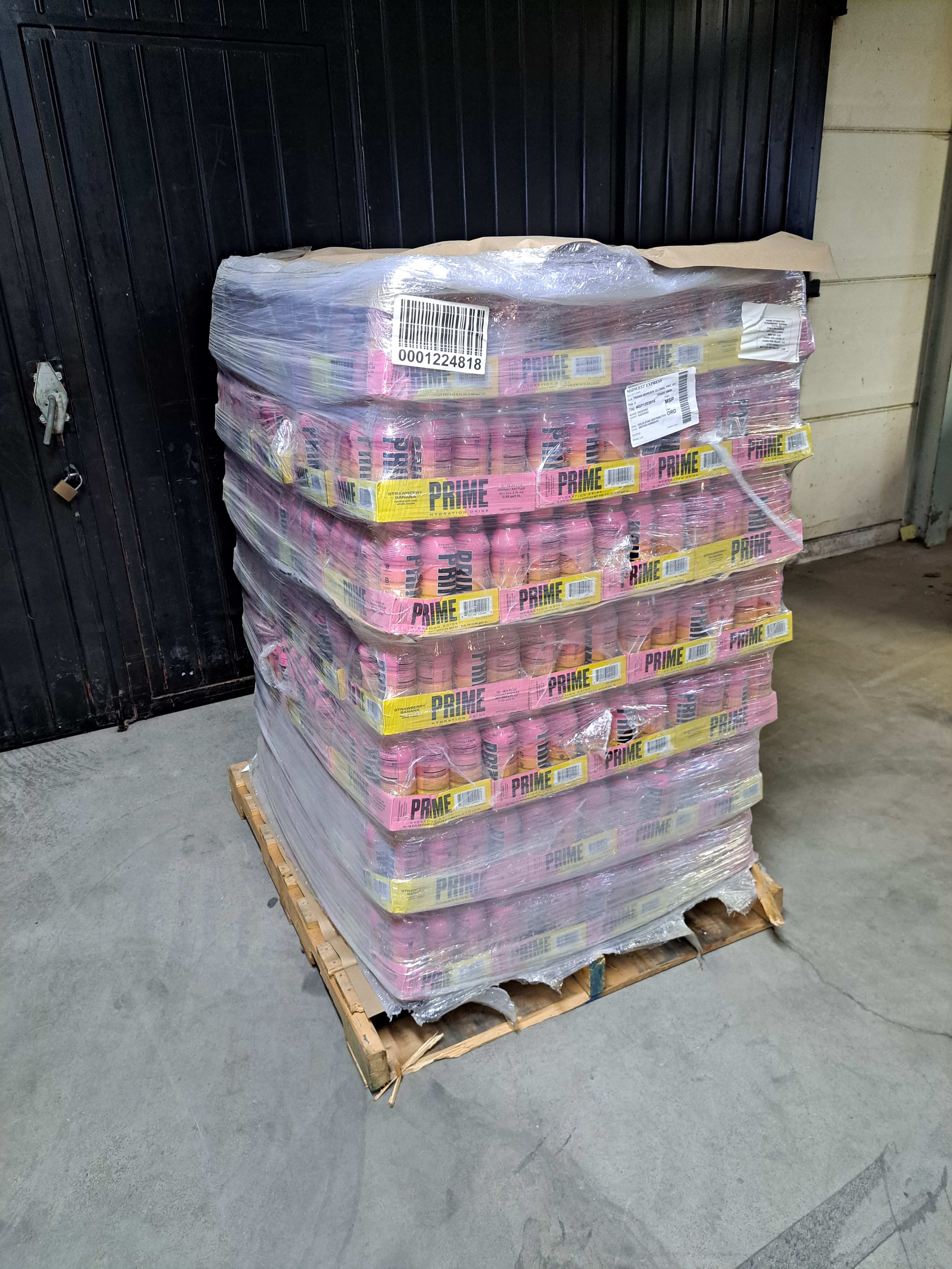 Prime Strawberry Banana - Pall med 1320 st 50cl - Auktioner online ...