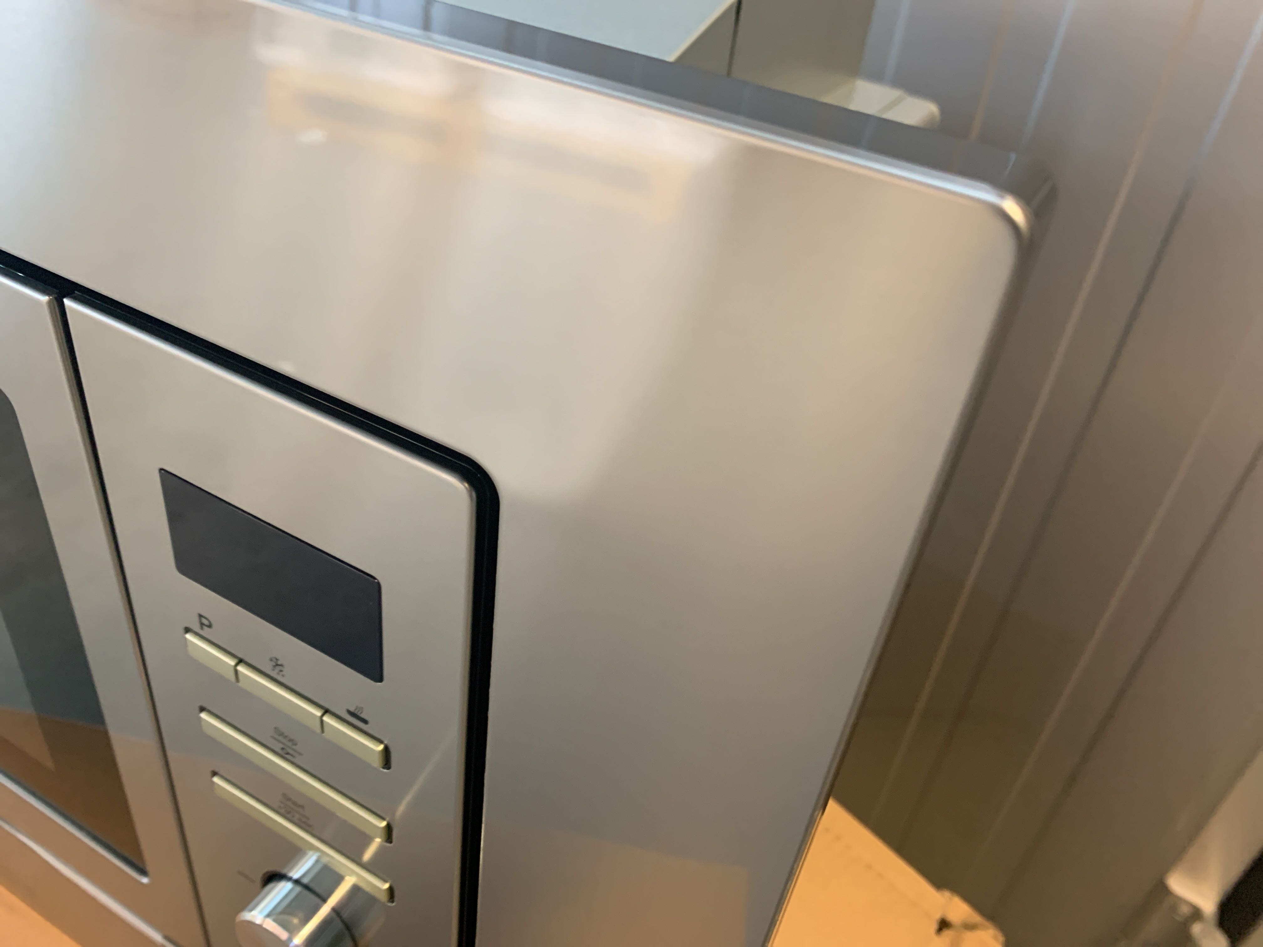 Smeg inbyggd mikrovågsugn FMI020X inbyggd - Auktioner online ...
