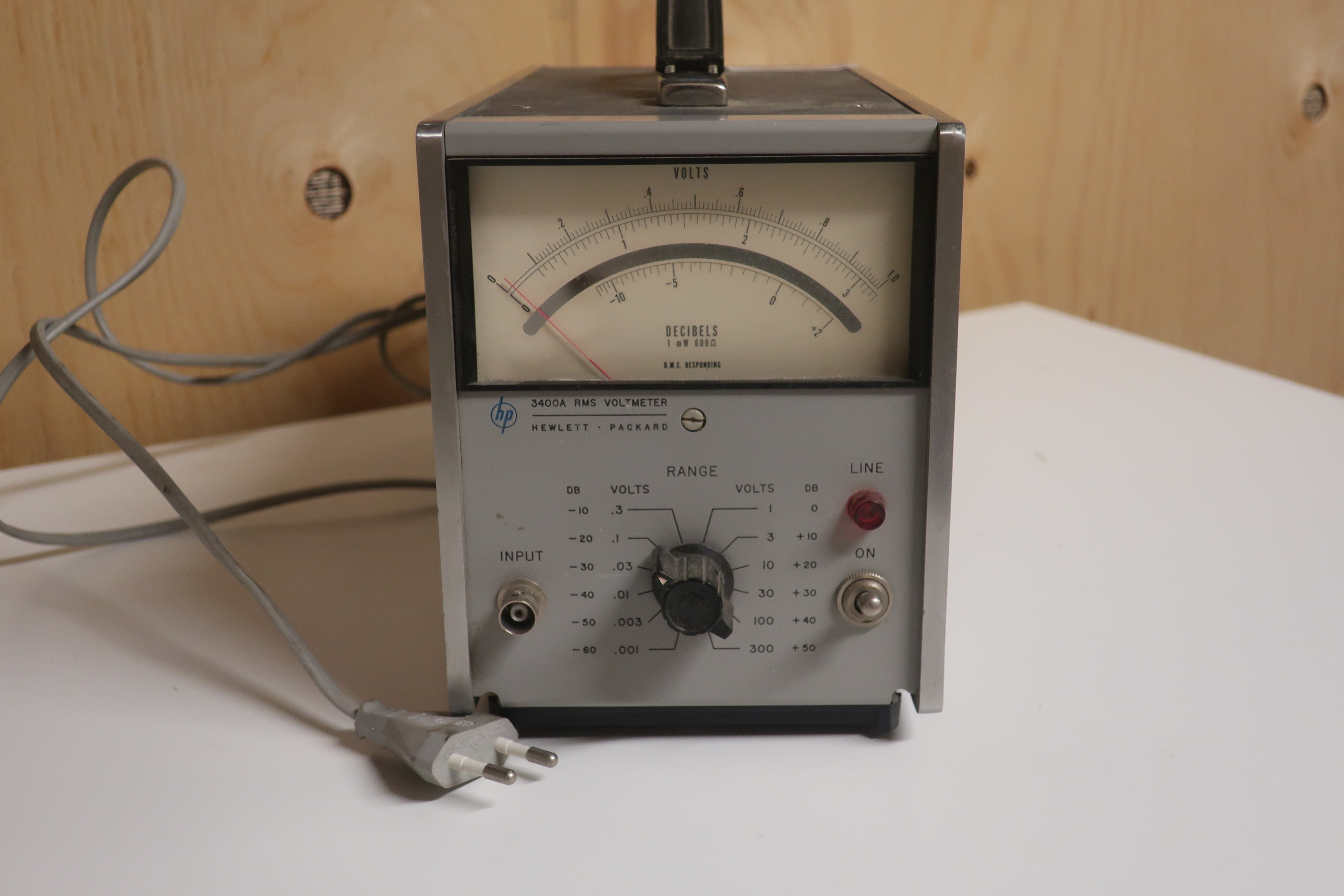 RMS Voltometer 3400A, Hewlett Packard - PS Auction - We value the ...