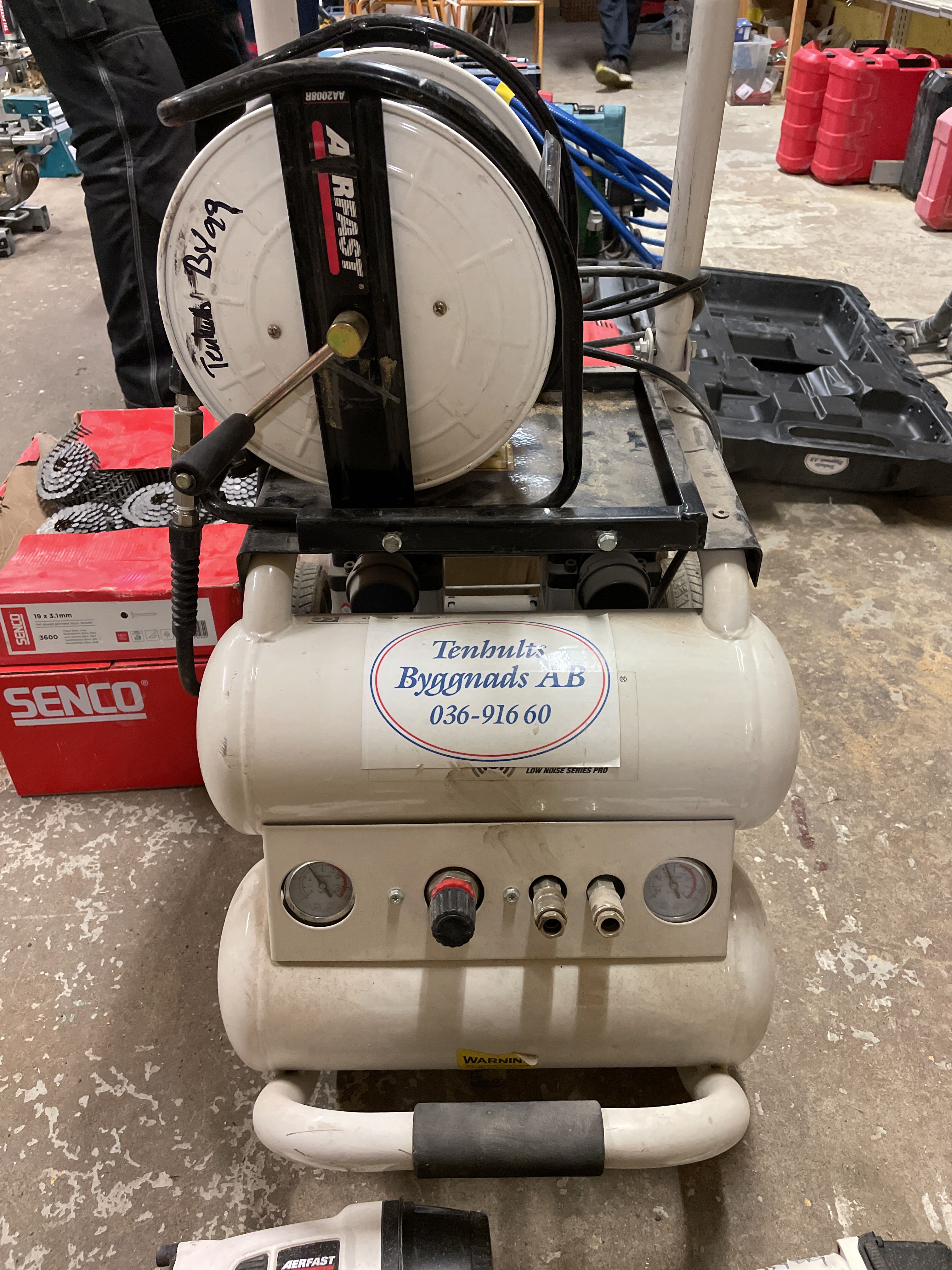 Compressor Aerfast AV4016 &, two Aerfast nail guns and nails - PS ...