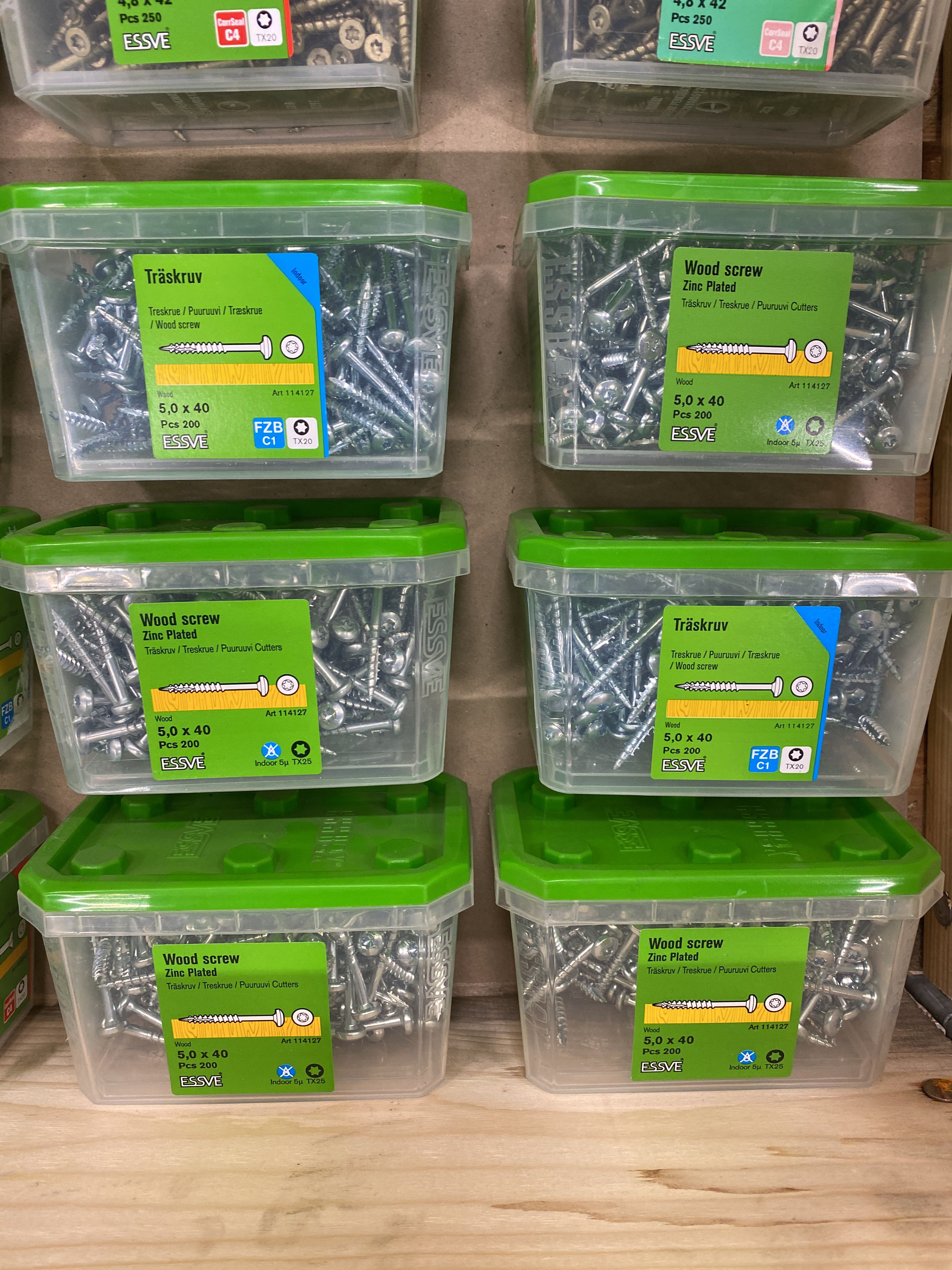 Essve Screw assortment - PS Auction - We value the future - Largest in ...