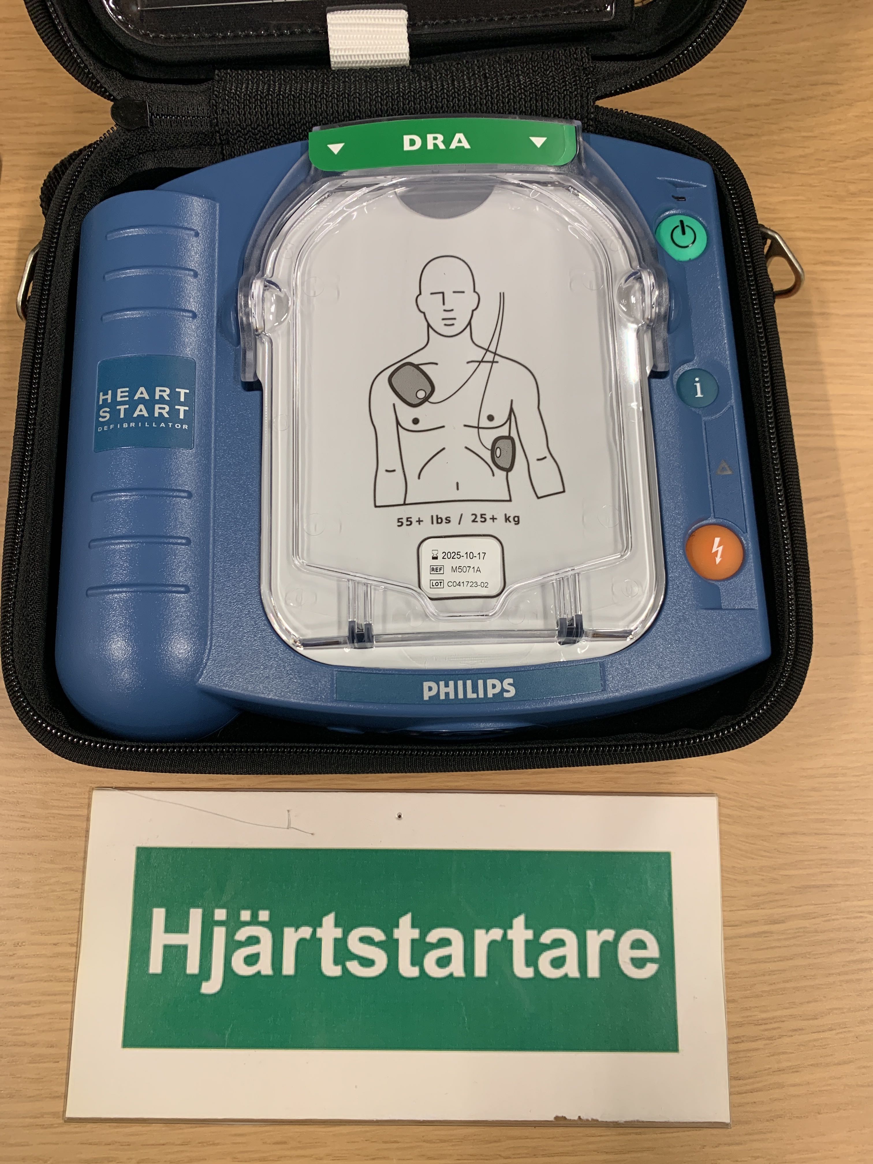 Philips defibrillator - PS Auction - We value the future - Largest in ...