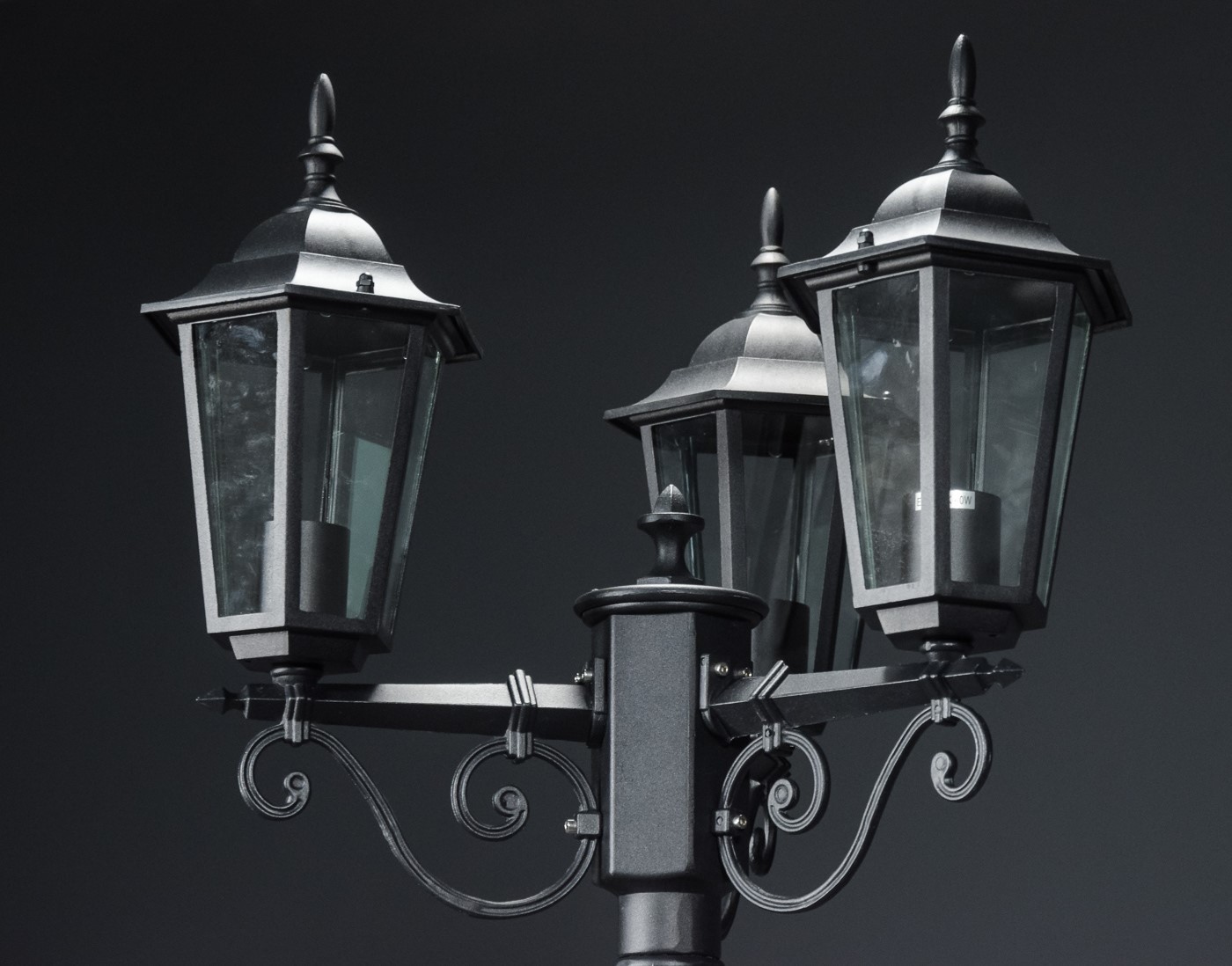Lamp post Antique 3-arm LED. Black, 1 pc. - PS Auction - We value the ...