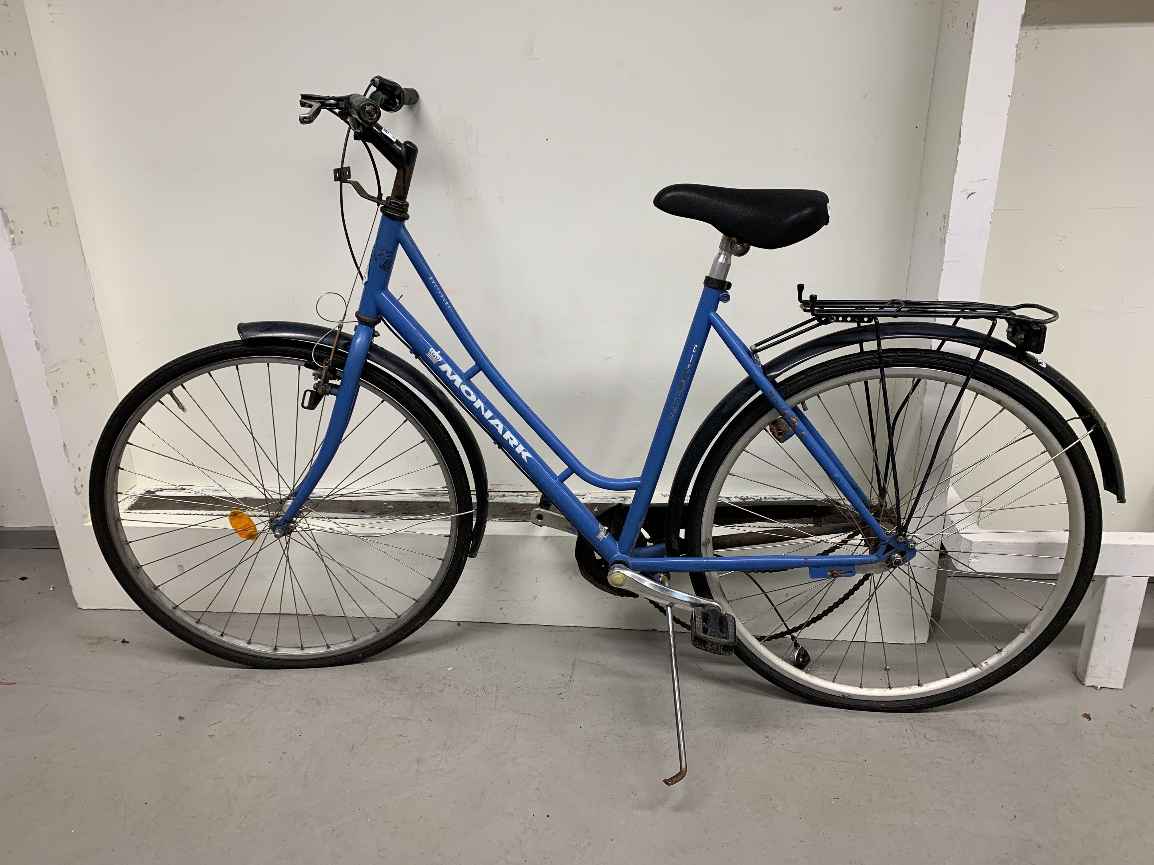 Damcykel Monark Hvitfeldt Citybike 28" (REPOBJEKT) - Auktioner online ...