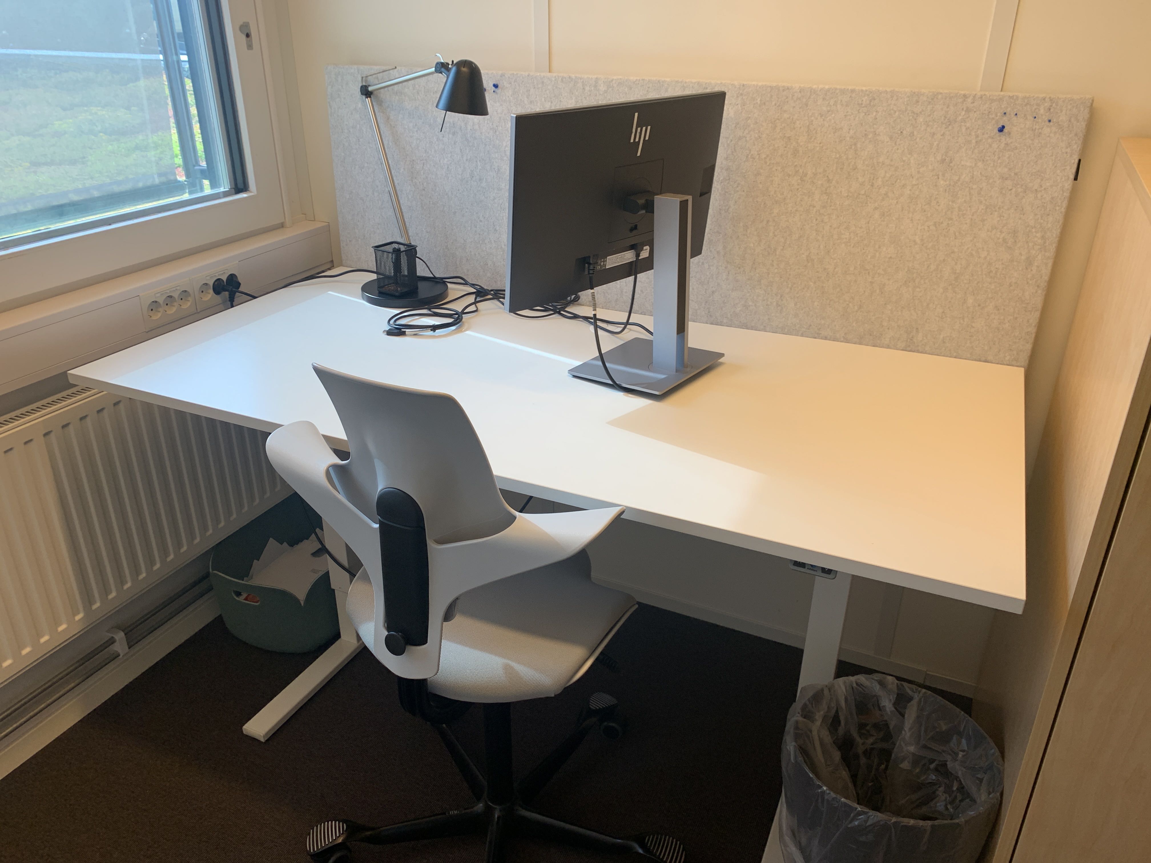 Office workplace Raise and lower desk Edsbyn - PS Auction - We value the future - Largest in net ...