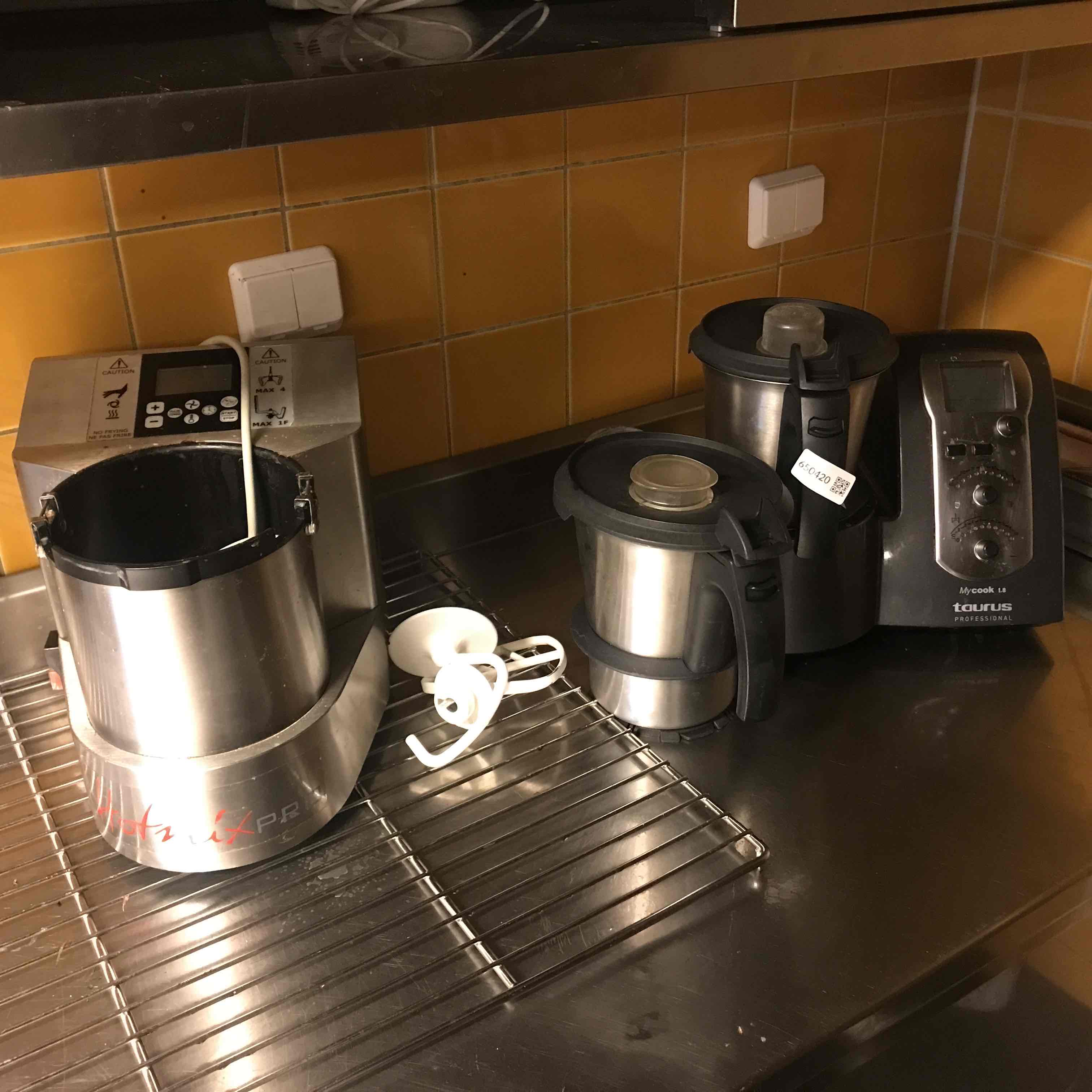 Matberedare Taurus Professional Mycook 1.8 med två behållare + Hotmix ...