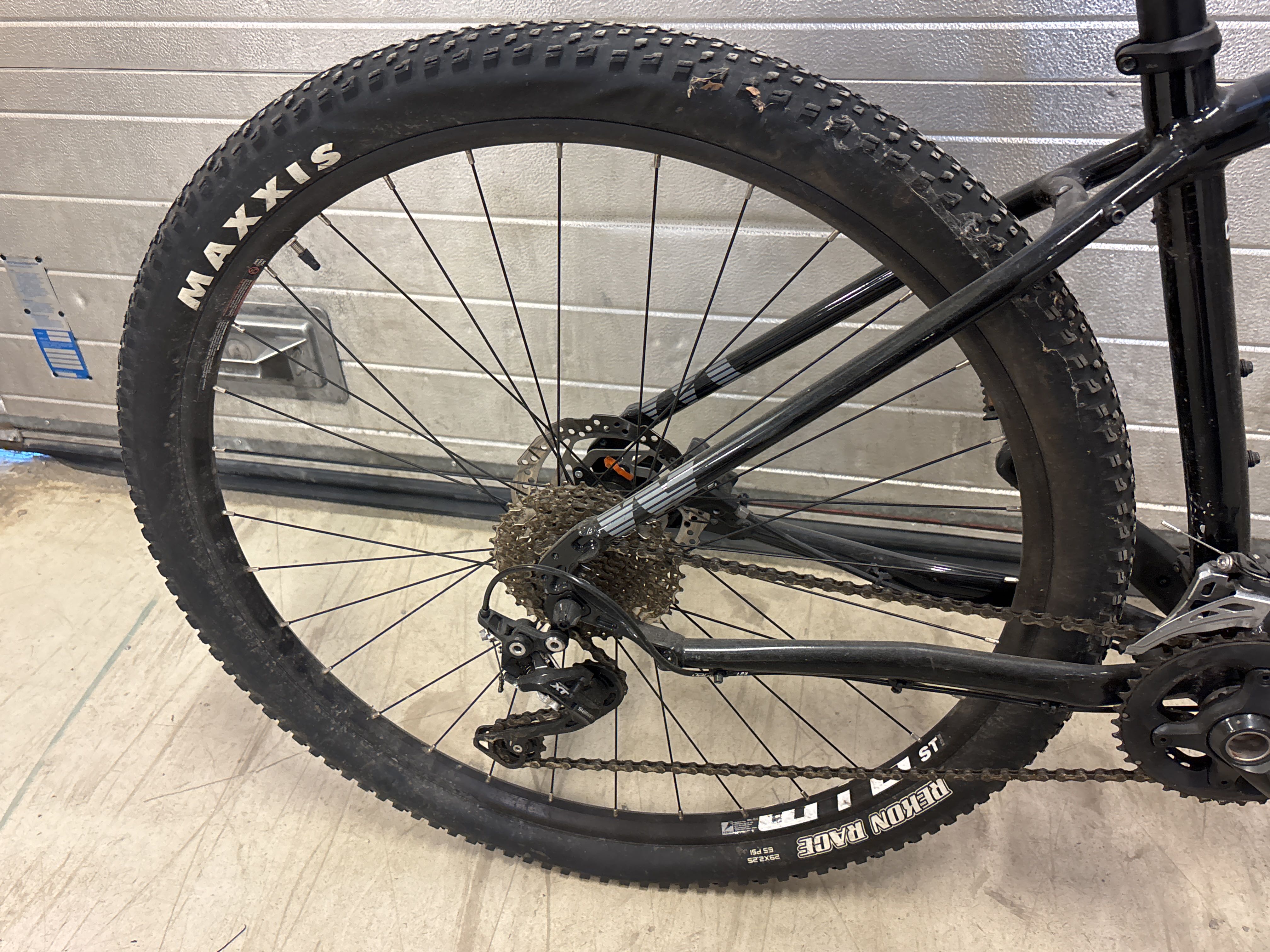Mountainbike - White XC 290 Pro - Auktioner online - Nätauktioner ...