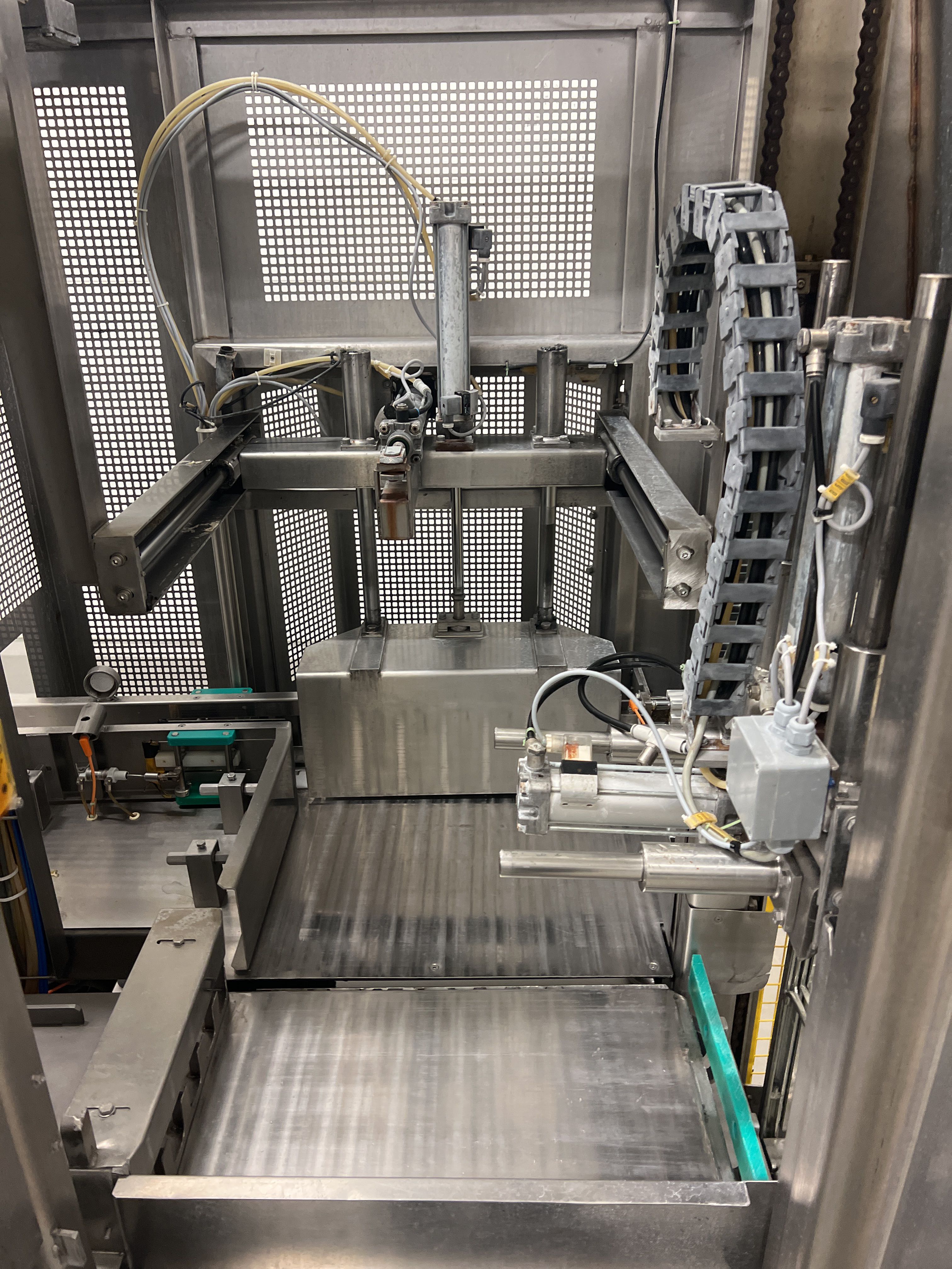 Cart filler Elopak APM6040cll -1989 - PS Auction - We value the future ...