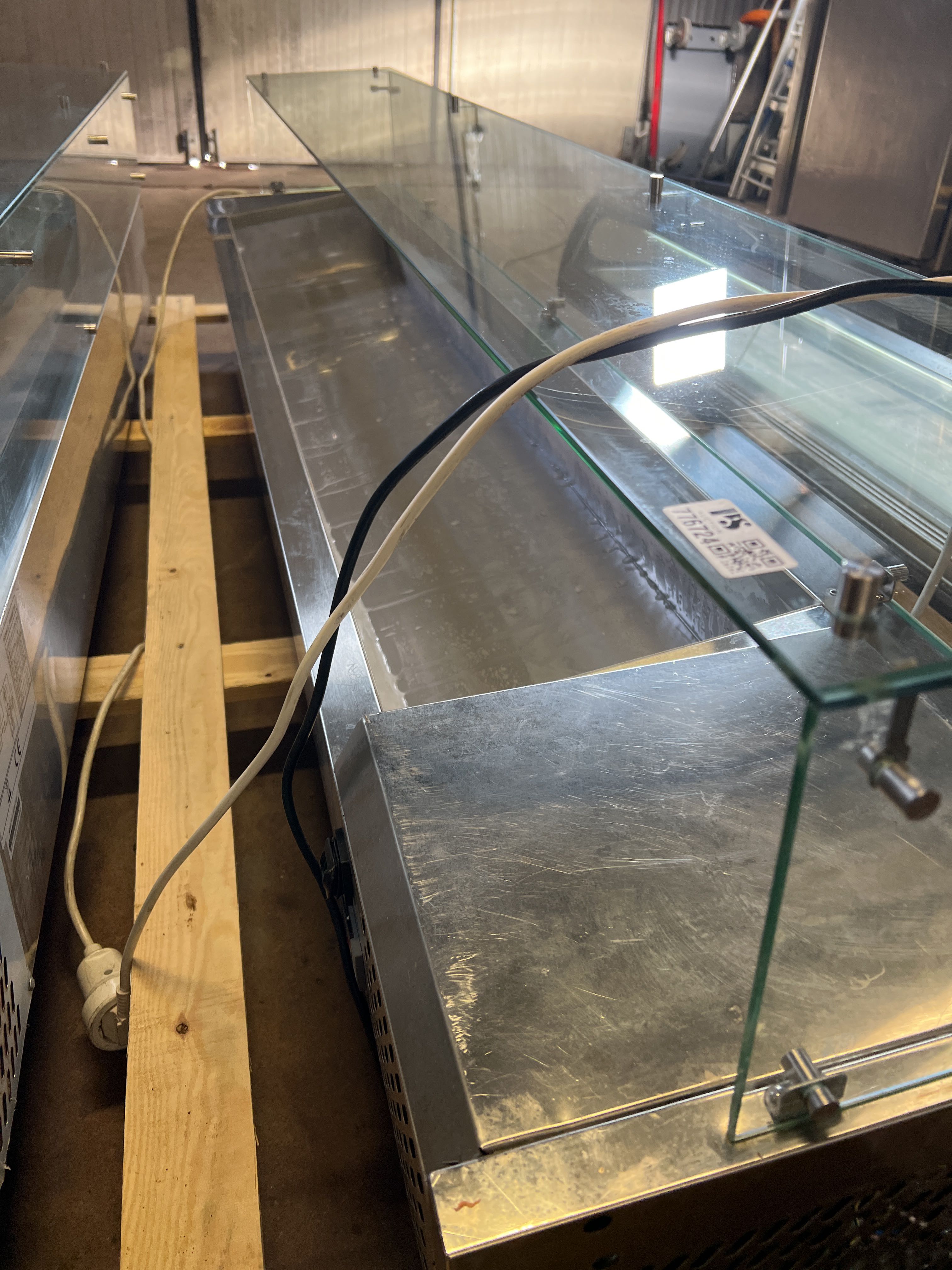 Cooling chute / cooling display - PS Auction - We value the future ...