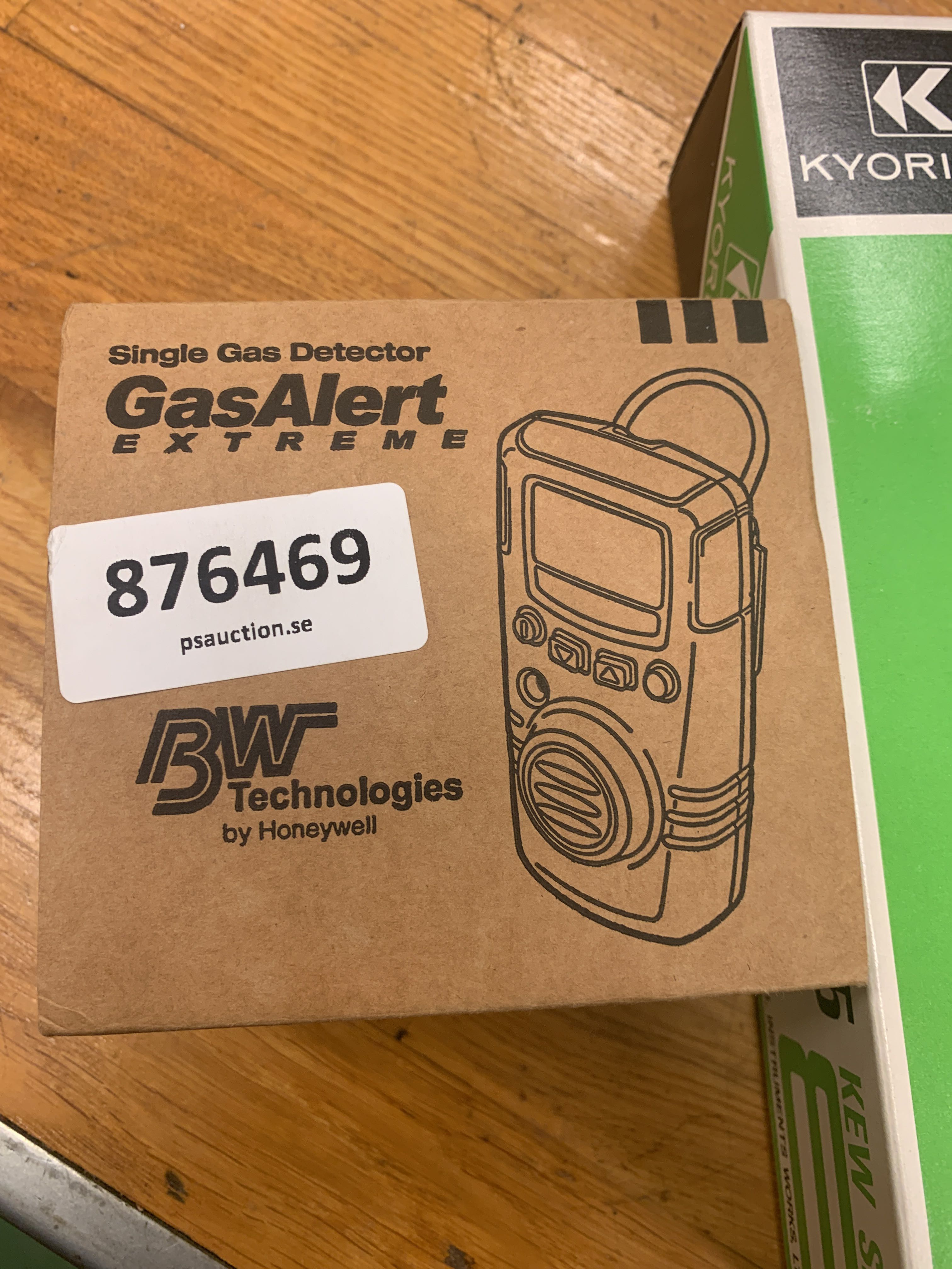 Gas detector and clamp multimeter - PS Auction - We value the future ...