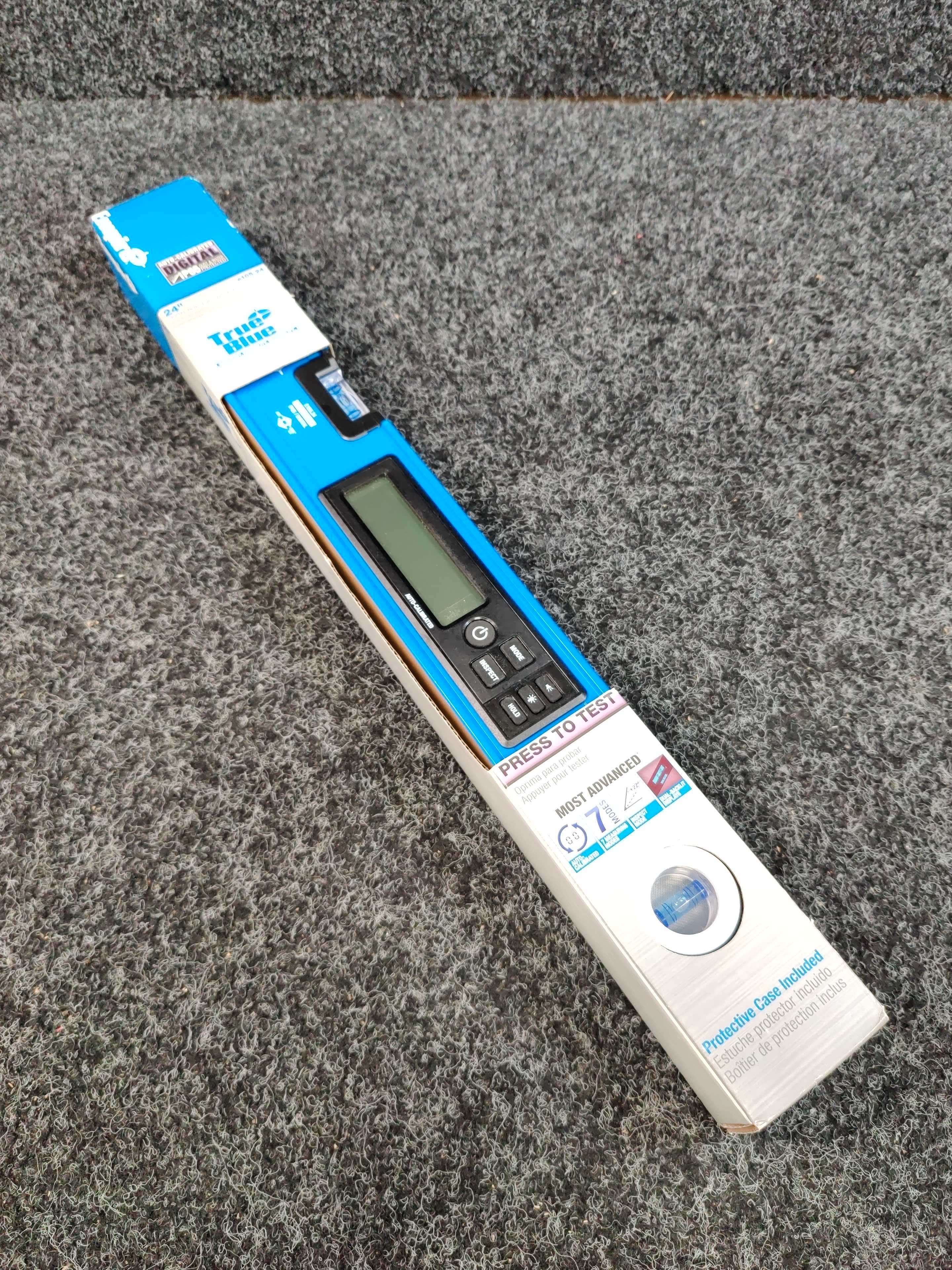 Digitalt Vattenpass Empire True Blue 610 mm IP65 - Auktioner online ...