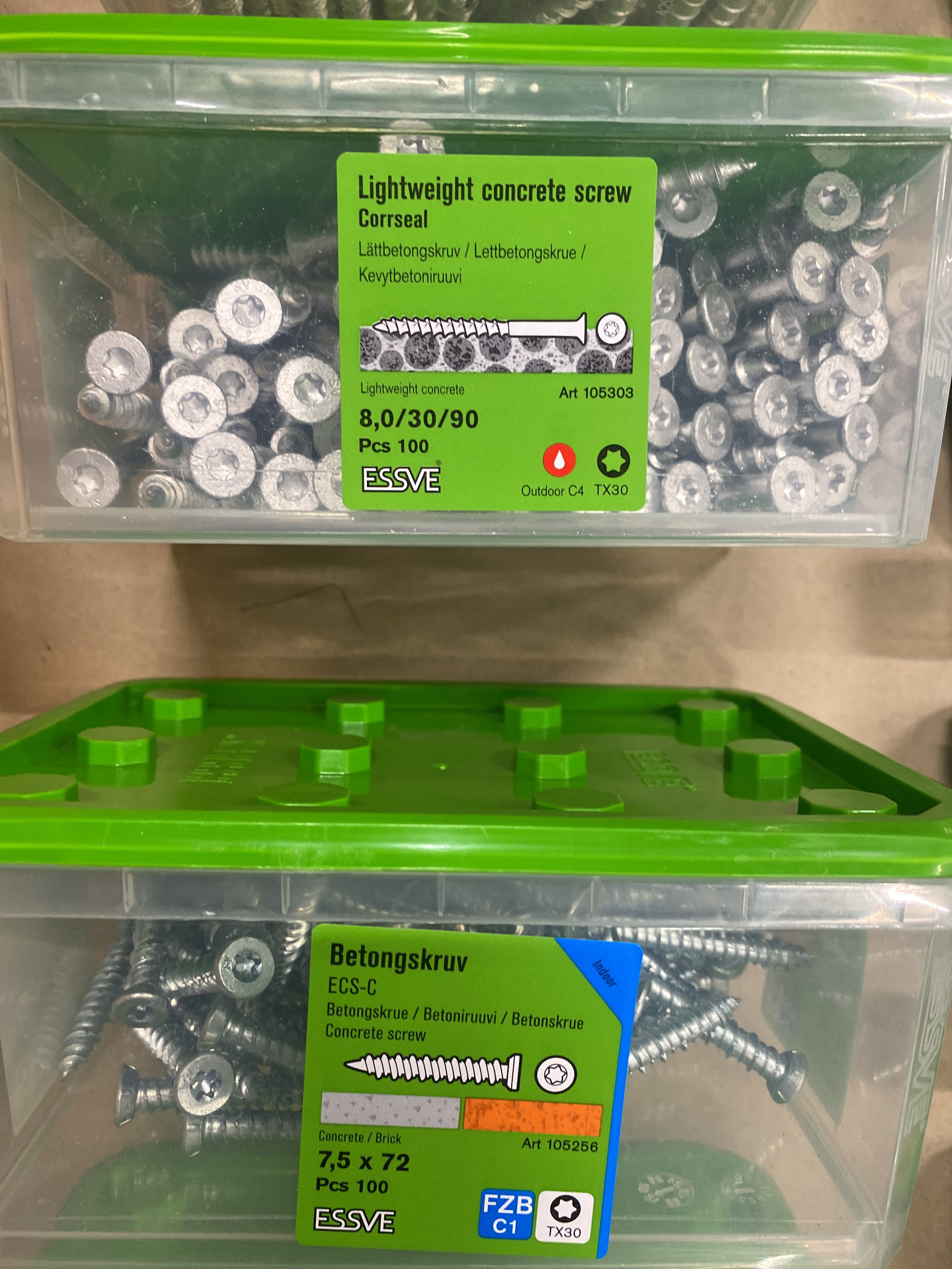 Essve Screw assortment - PS Auction - We value the future - Largest in ...