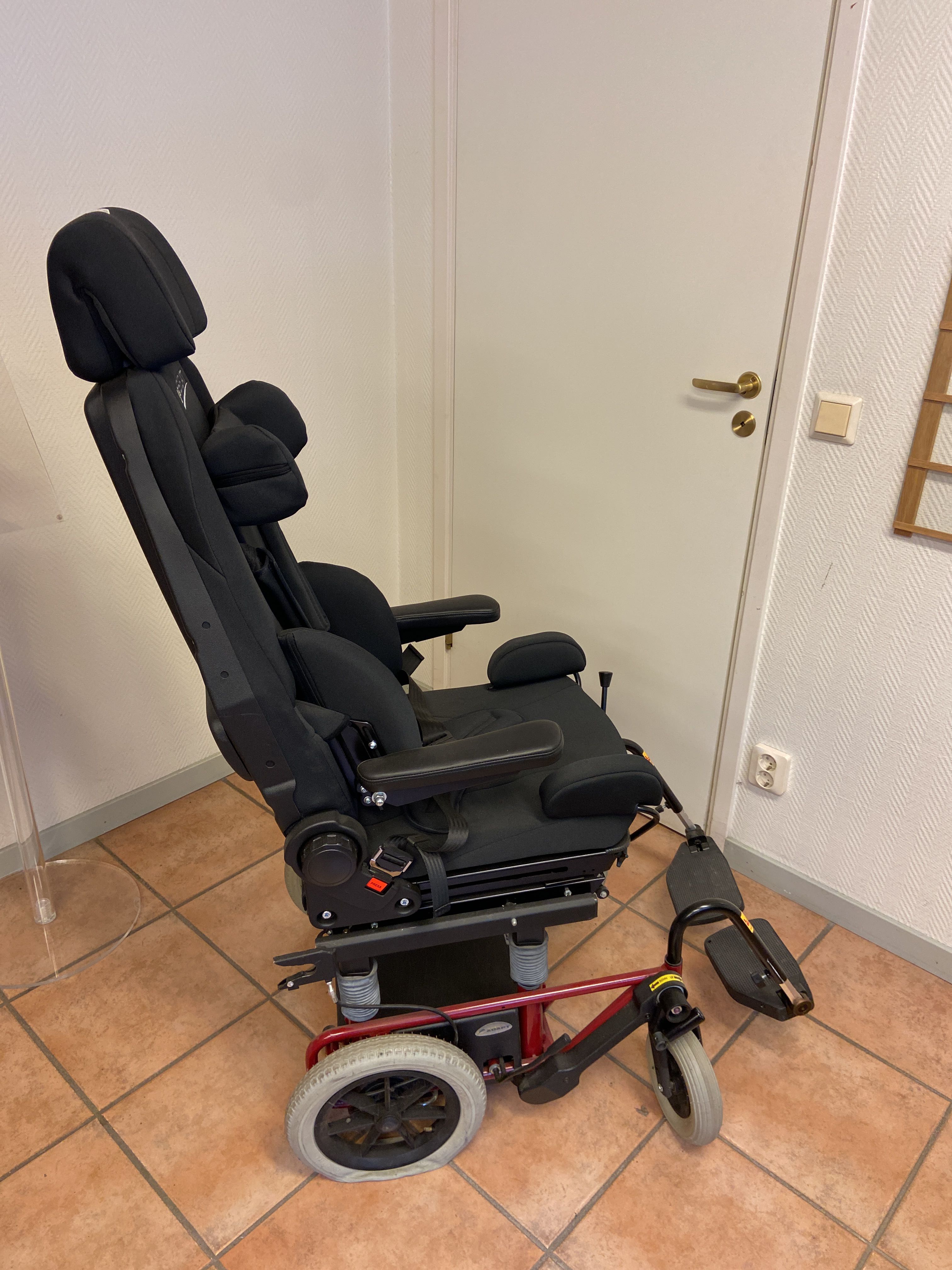 Wheelchair Adapt - PS Auction - We value the future - Largest in net ...