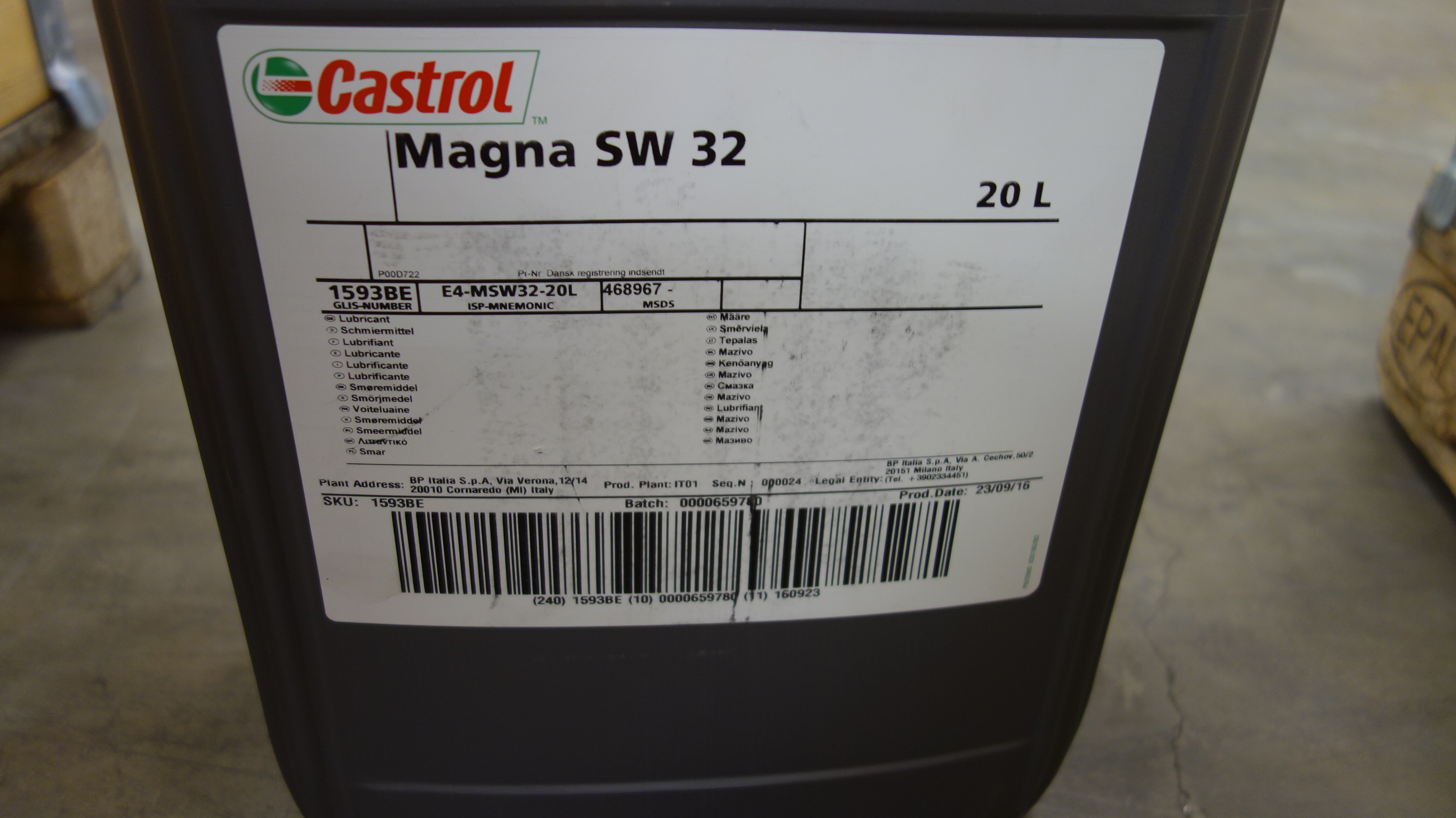 Lubricant, 20 liters, Castrol Magna SW 32 - PS Auction - We value the ...