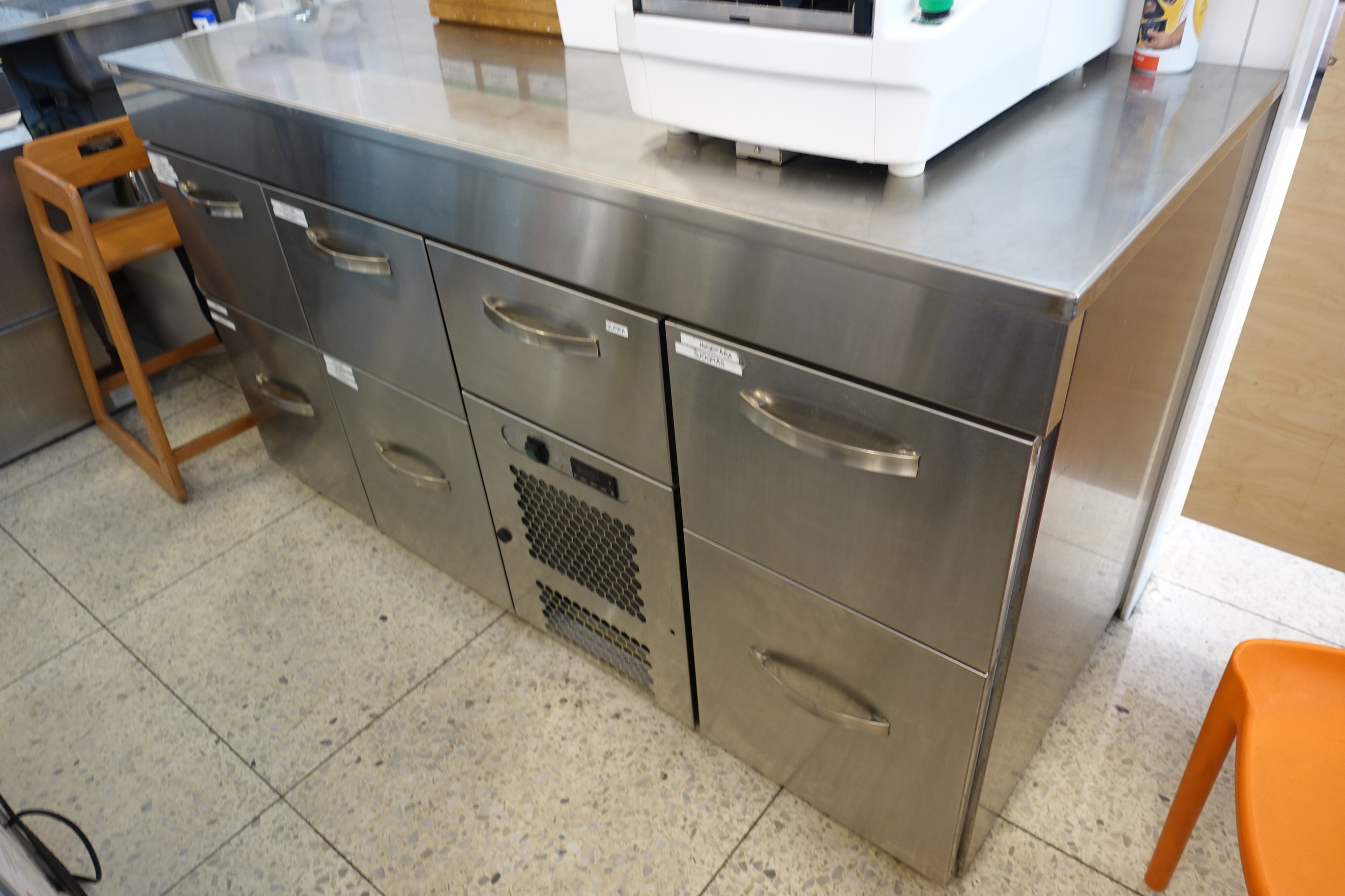 Cooling work table - PS Auction - We value the future - Largest in net ...