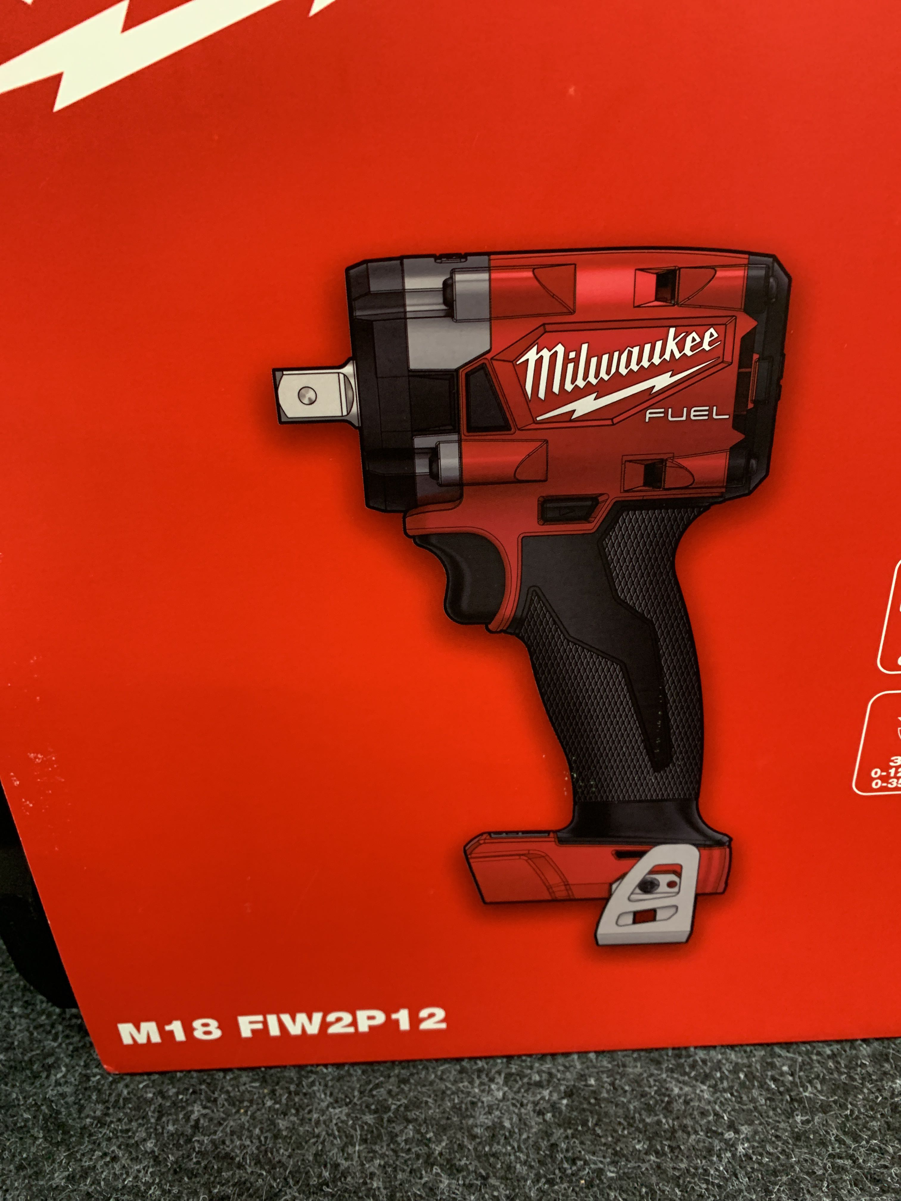 Nutrunner Milwaukee M18 FIW2P12-0X - PS Auction - We value the future ...