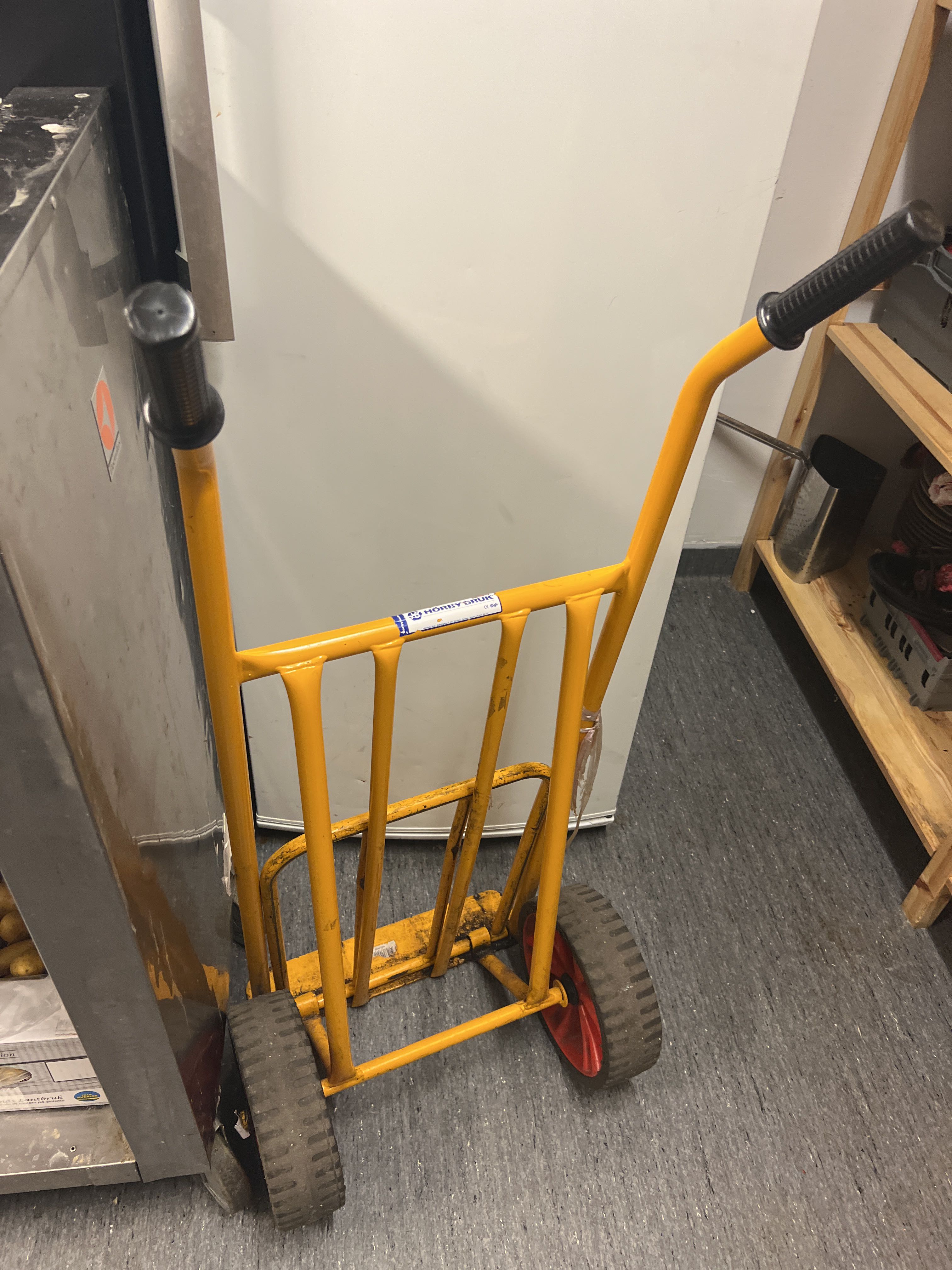 Tray trolley and magazine trolley - PS Auction - We value the future ...