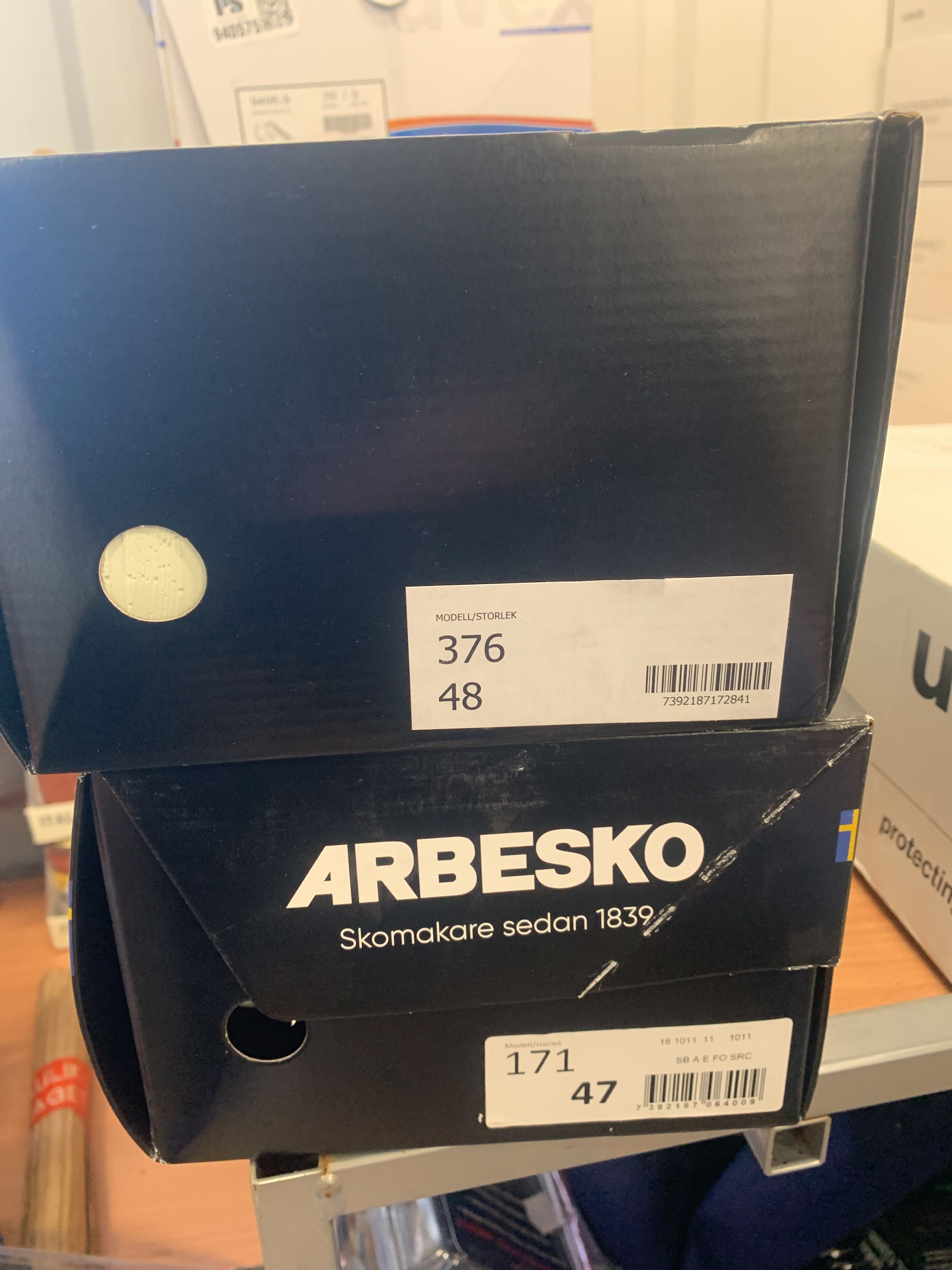 Skor Icebug Uvex m.m. totalt 64par - Auktioner online - Nätauktioner ...