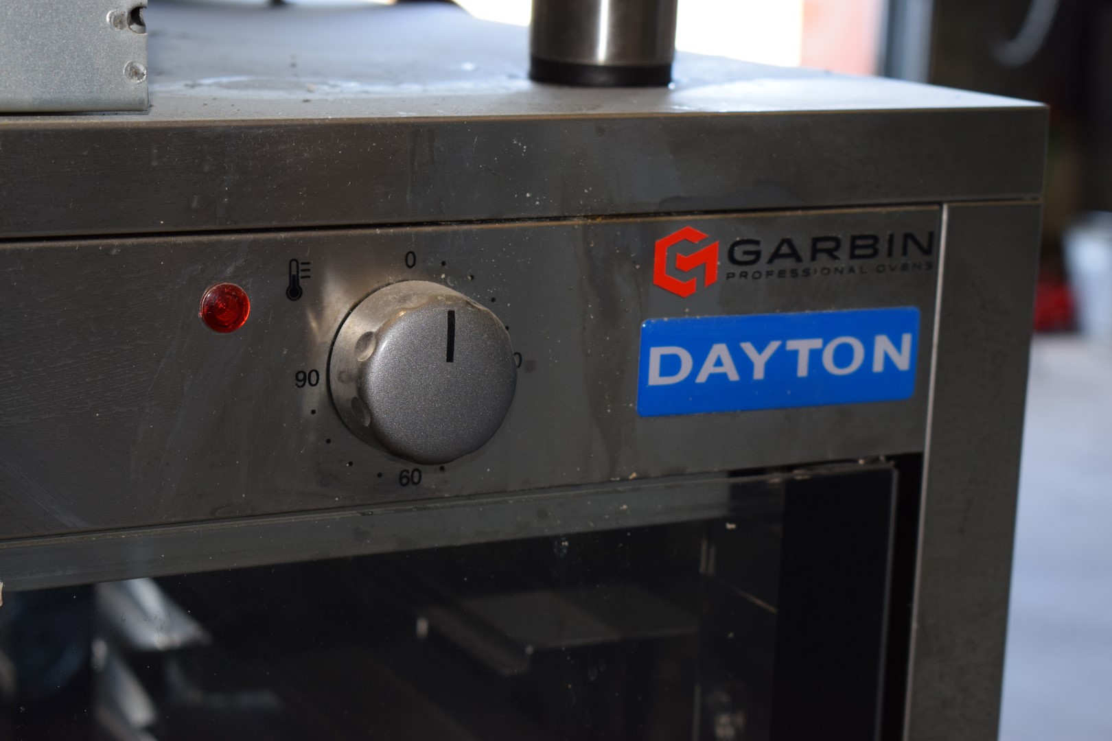 Garbin oven and cupboard - PS Auction - We value the future - Largest ...