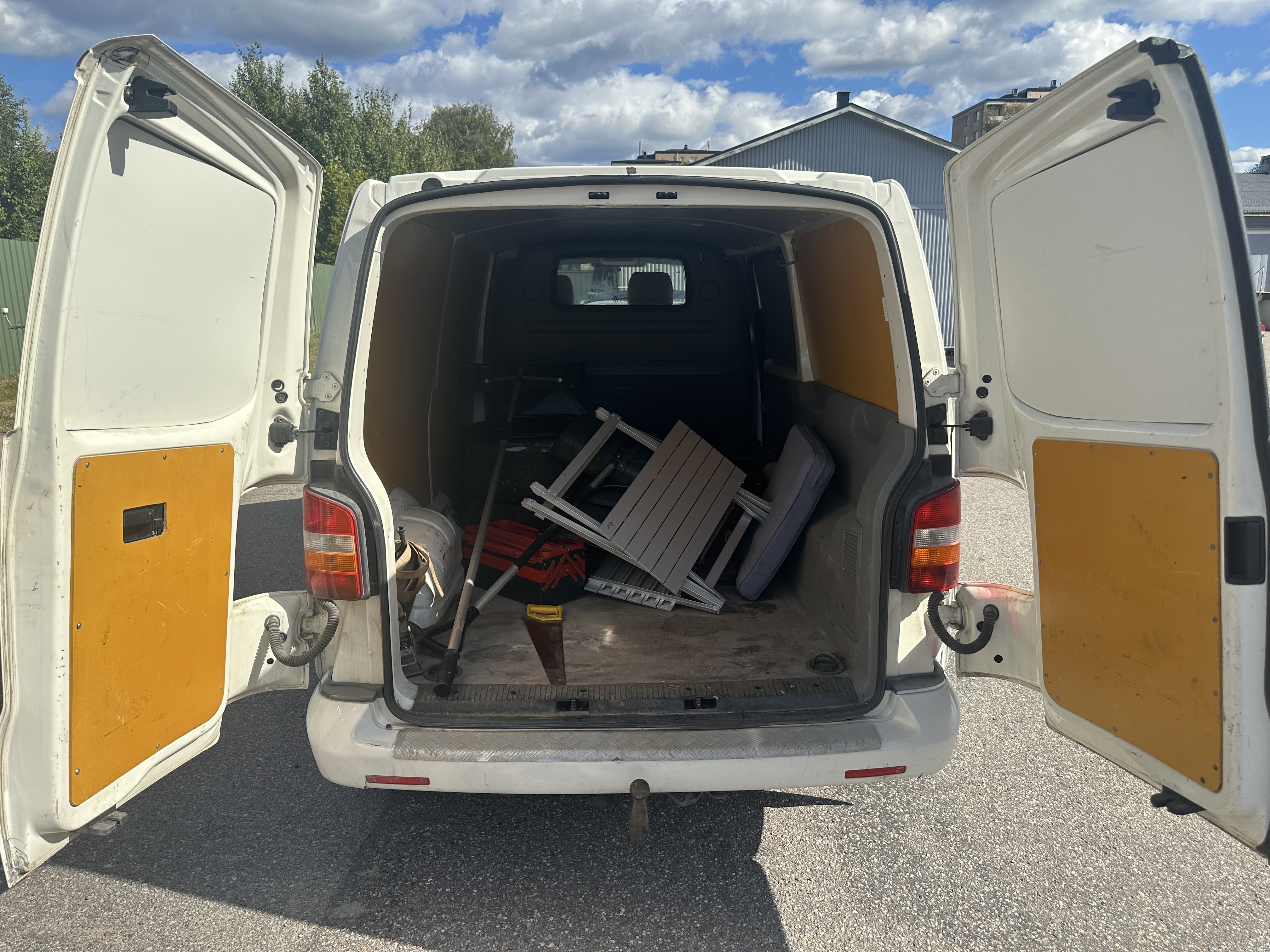 VW Transporter T28 1.9 TDI Manuell -2009 - Auktioner online ...