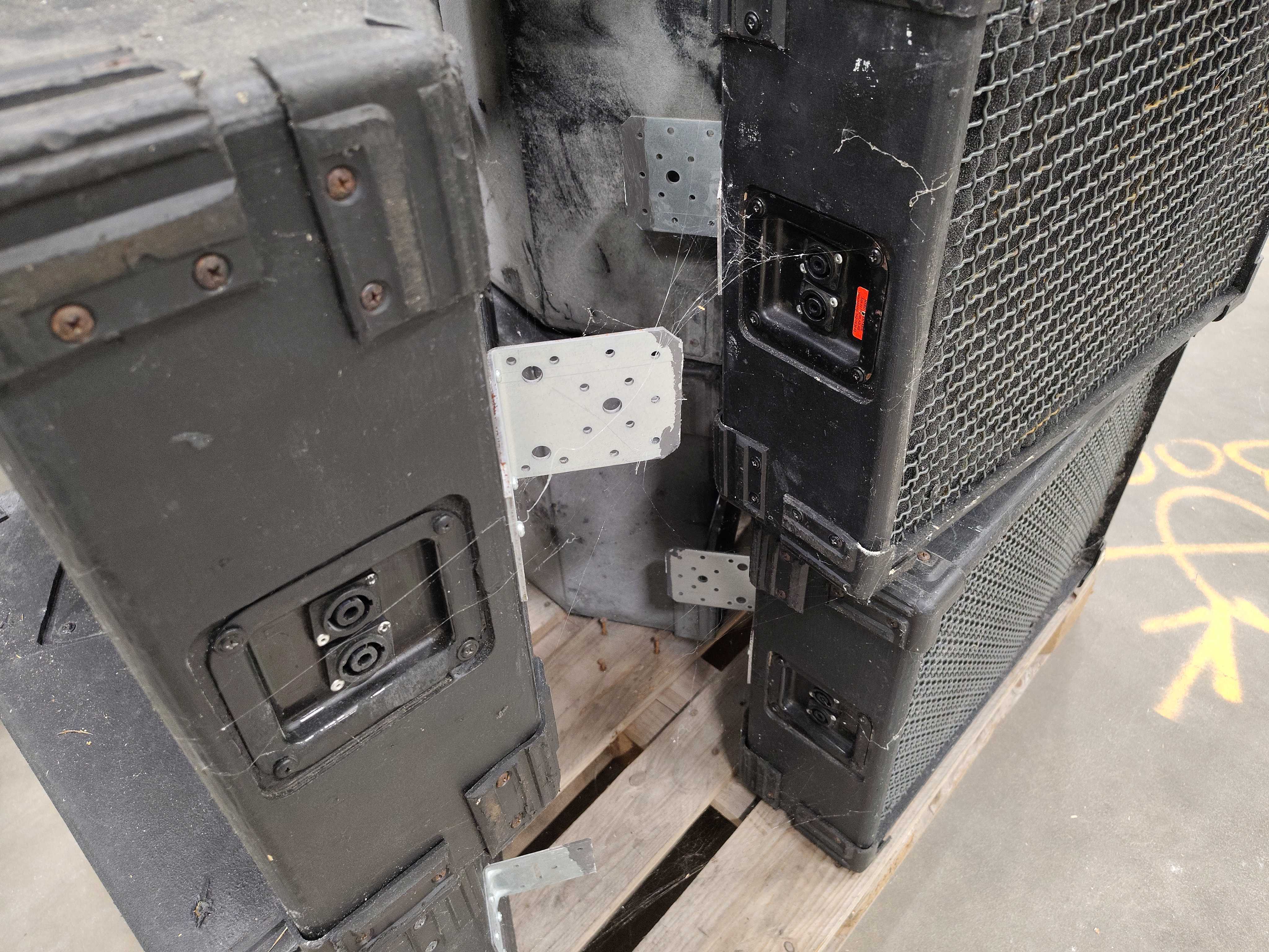 Högtalare 7 st - RCF 15 - Auktioner online - Nätauktioner ...