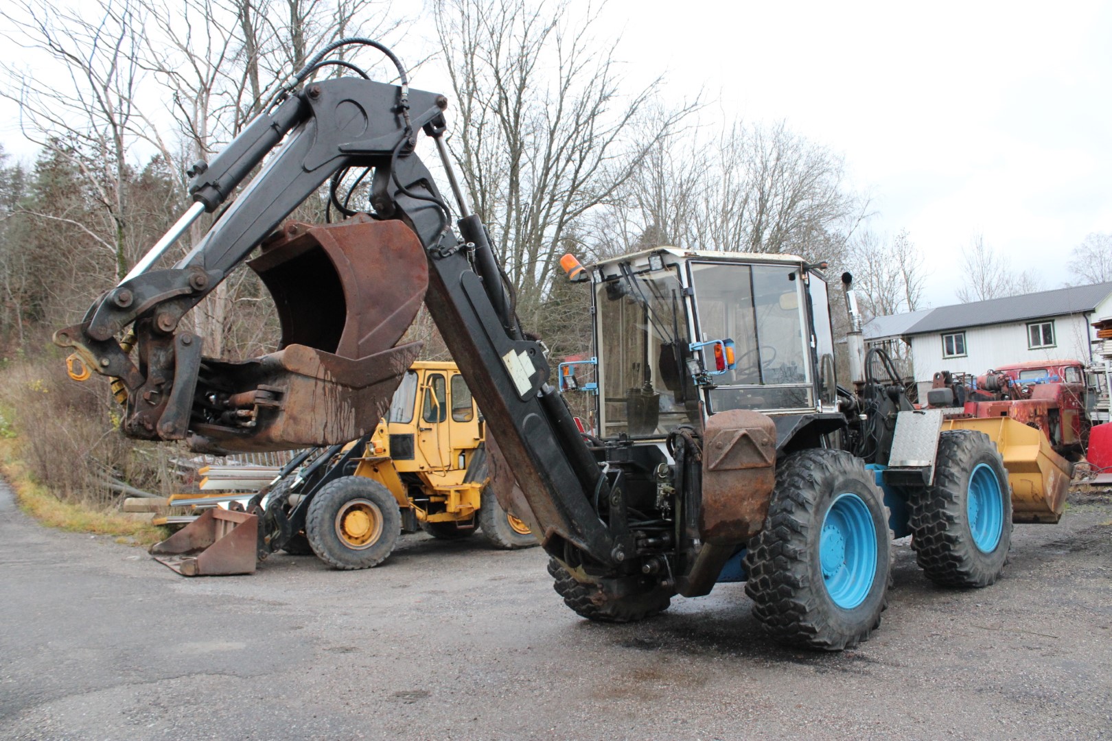 Traktorgrävare Huddig 960 -1984 (rep.objekt) - Auktioner online ...